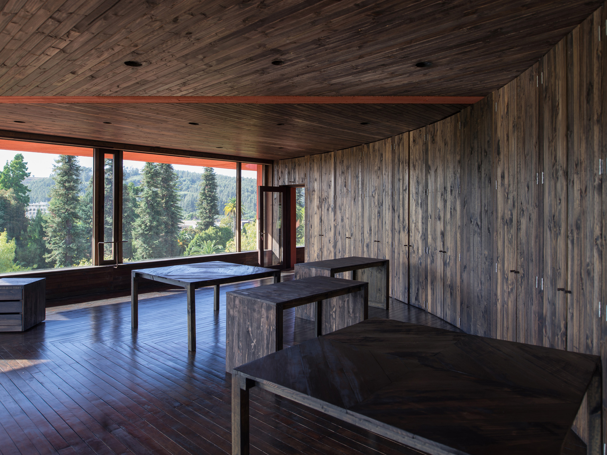 Gallery of INES Innovation Center / Pezo von Ellrichshausen - 16