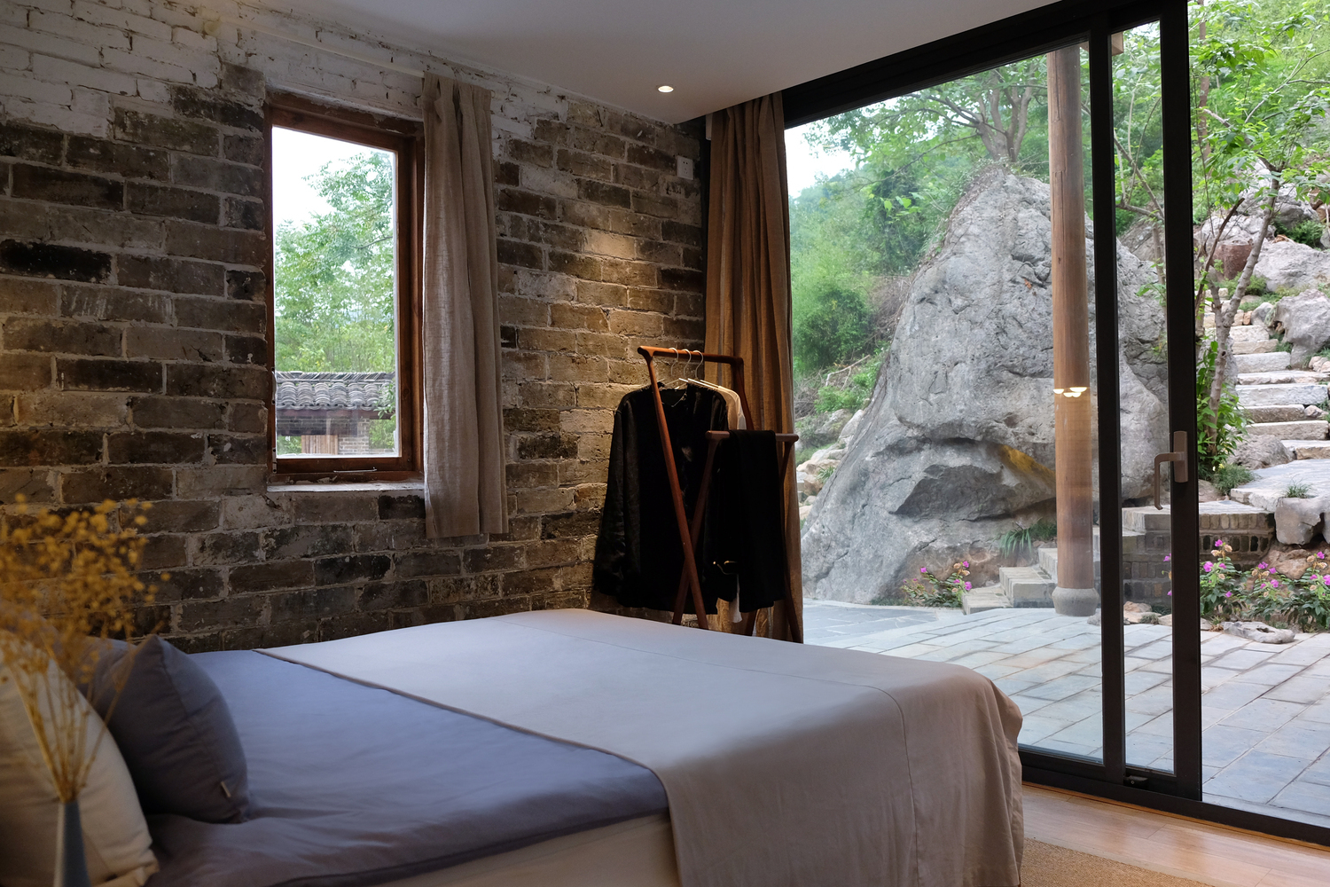 Gallery of Healing Architecture in China: Through a Sensorial and ...