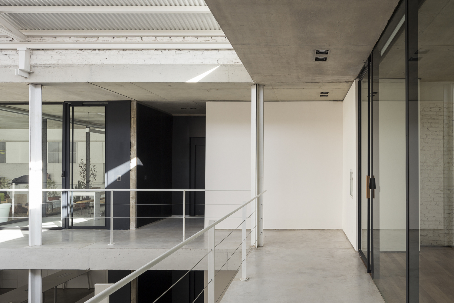 Gallery of Soler Textiles Office / Ana Smud - 20