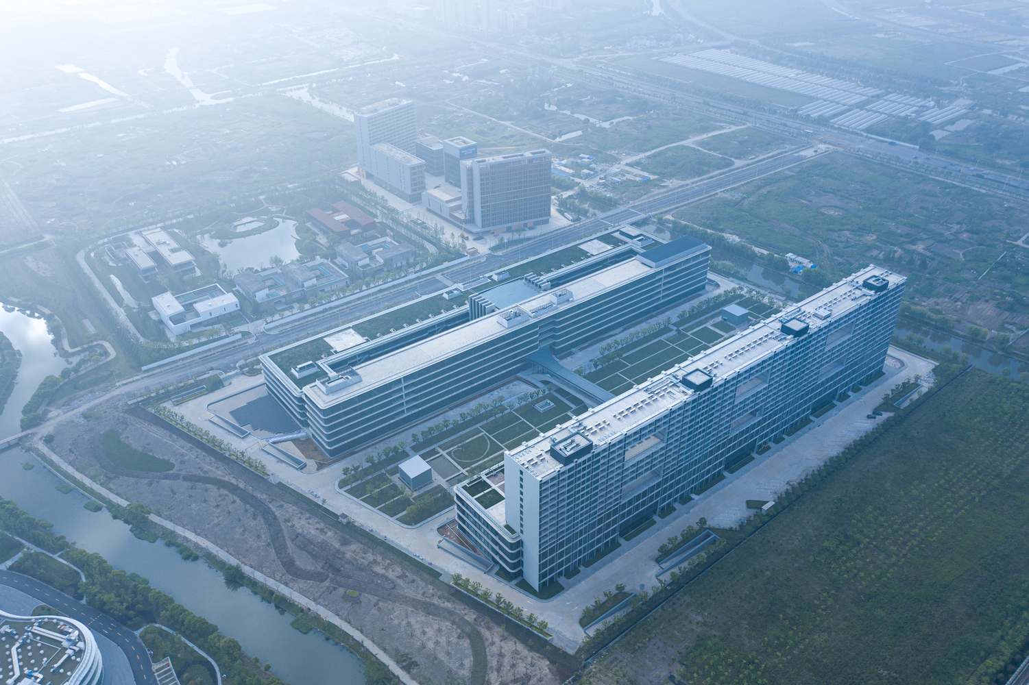 Gallery of Meters/bonwe Headquarters / Isozaki + HuQian Partners - 4
