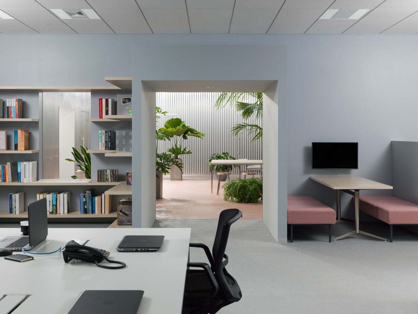 Gallery of Office With a Patio / Office Shogo Onodera + 2id Architects - 1