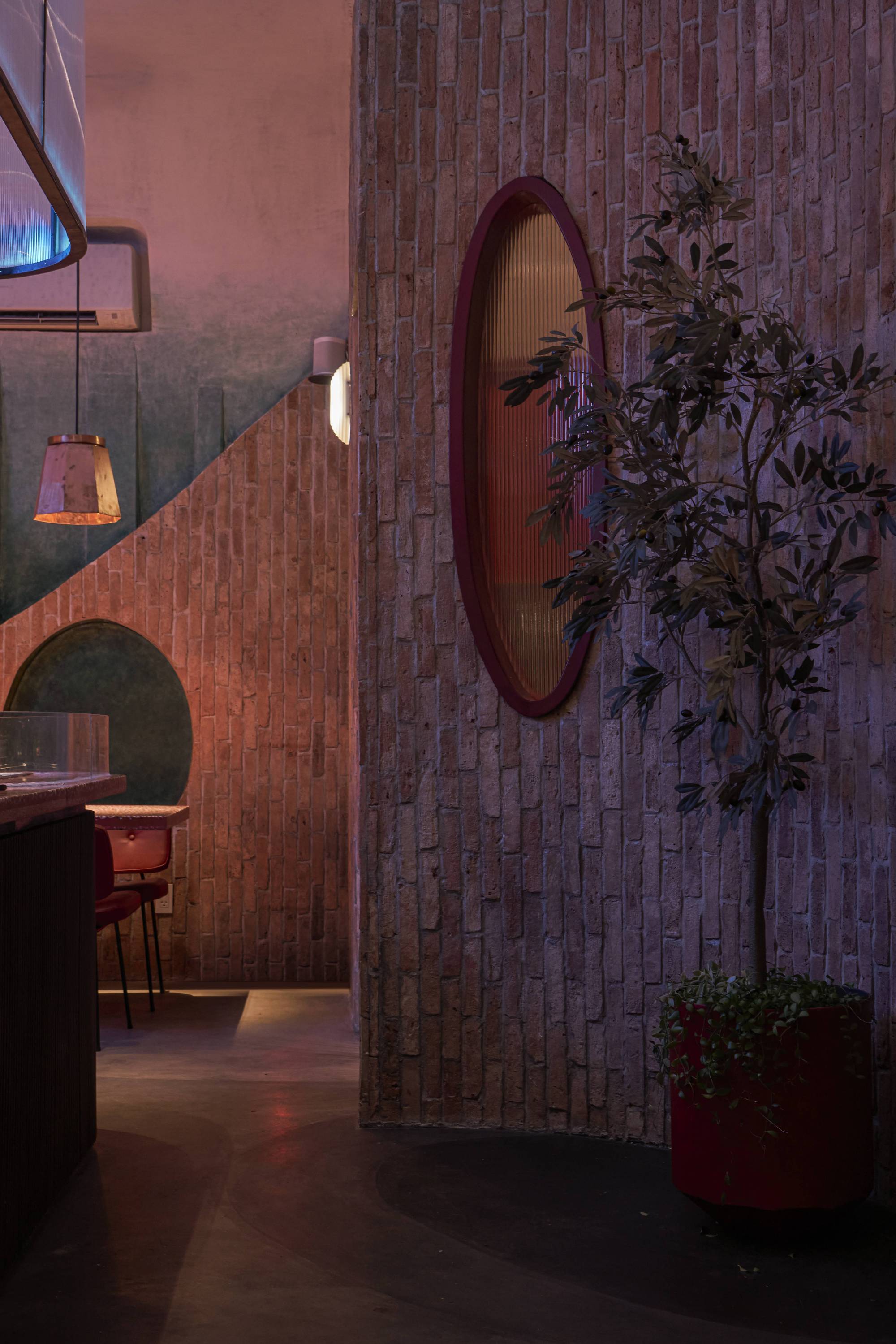 Gallery of Okkio Caffe / Red5studio - 26