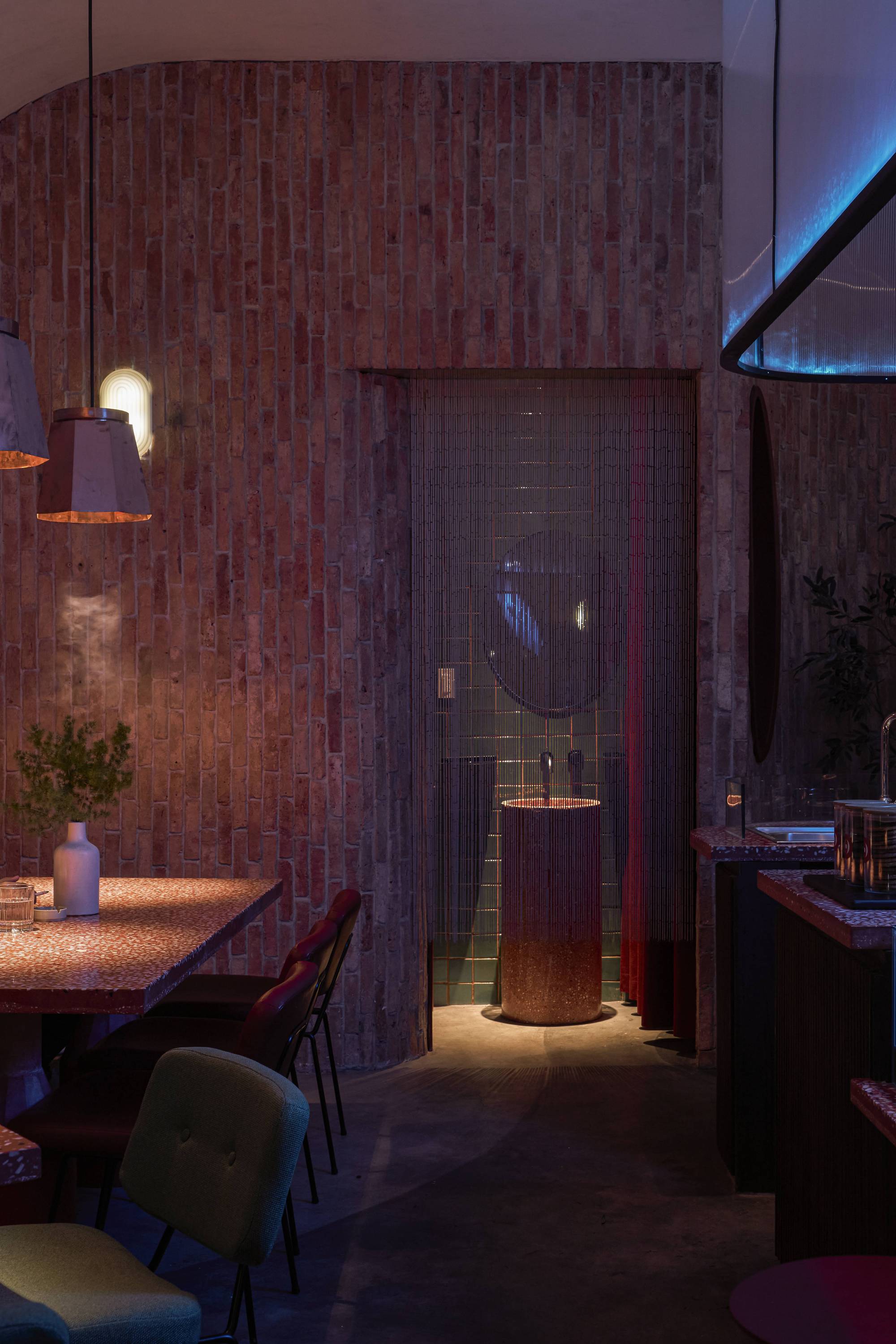 Gallery of Okkio Caffe / Red5studio - 10