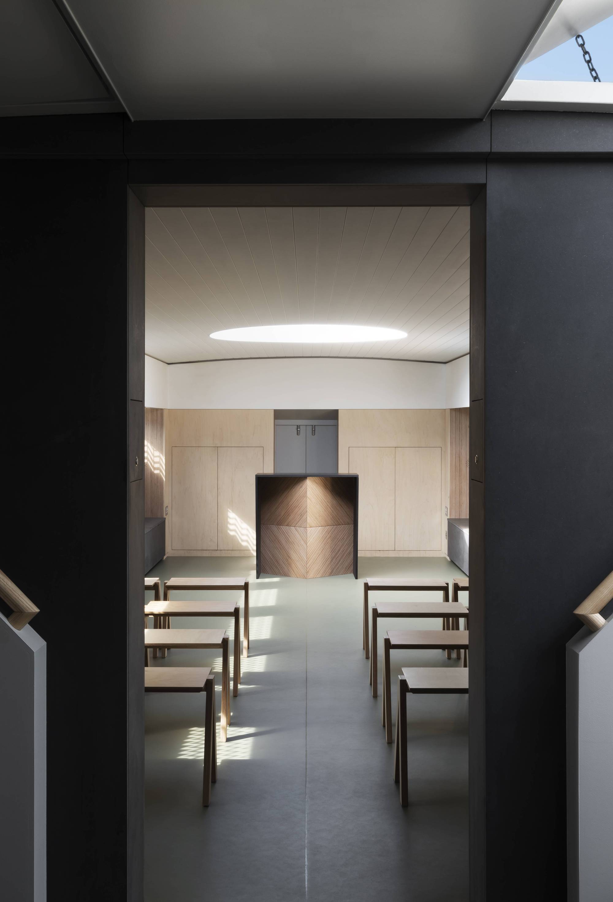 Gallery of The Floating Church / Denizen Works - 18