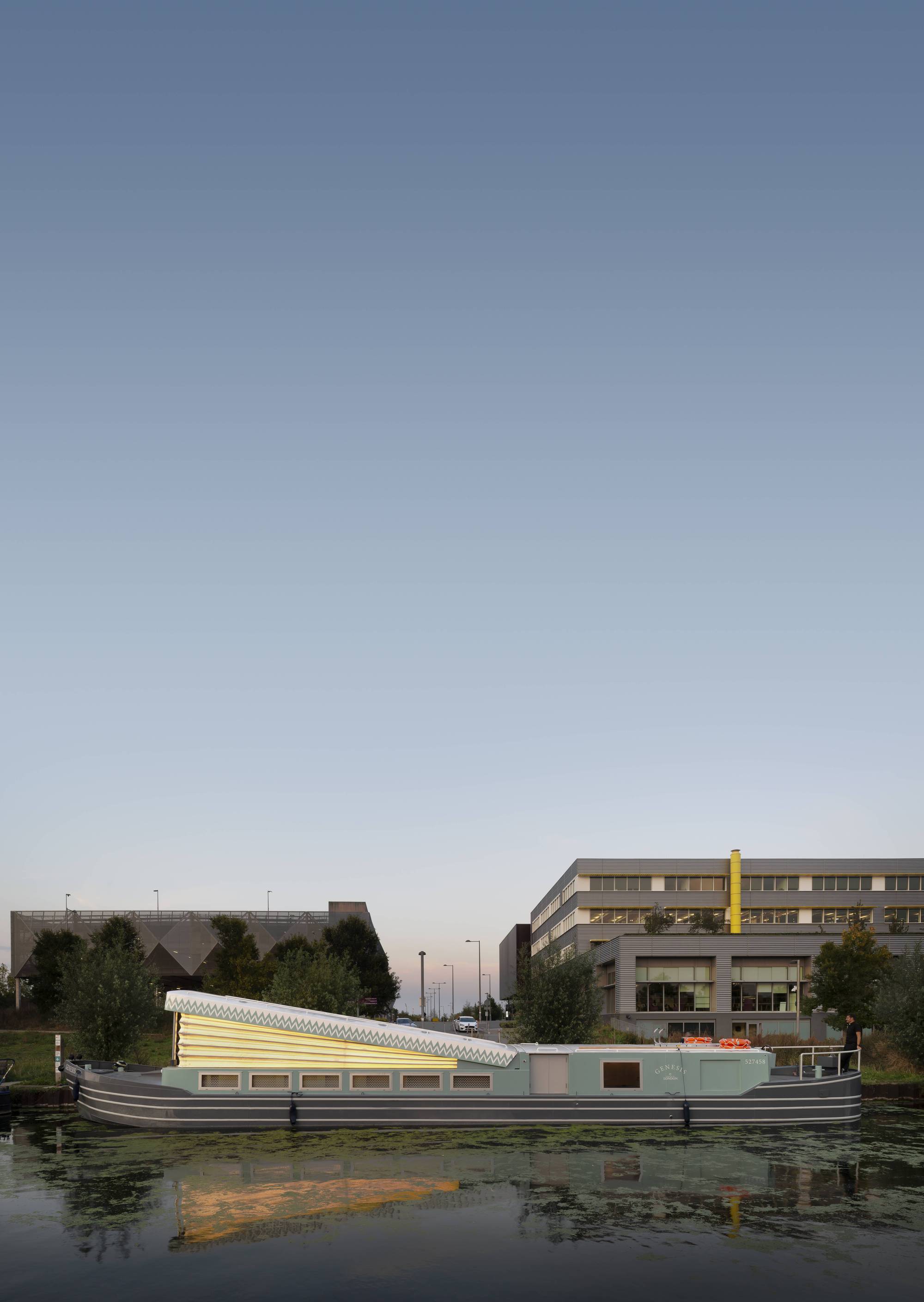 Gallery of The Floating Church / Denizen Works - 6