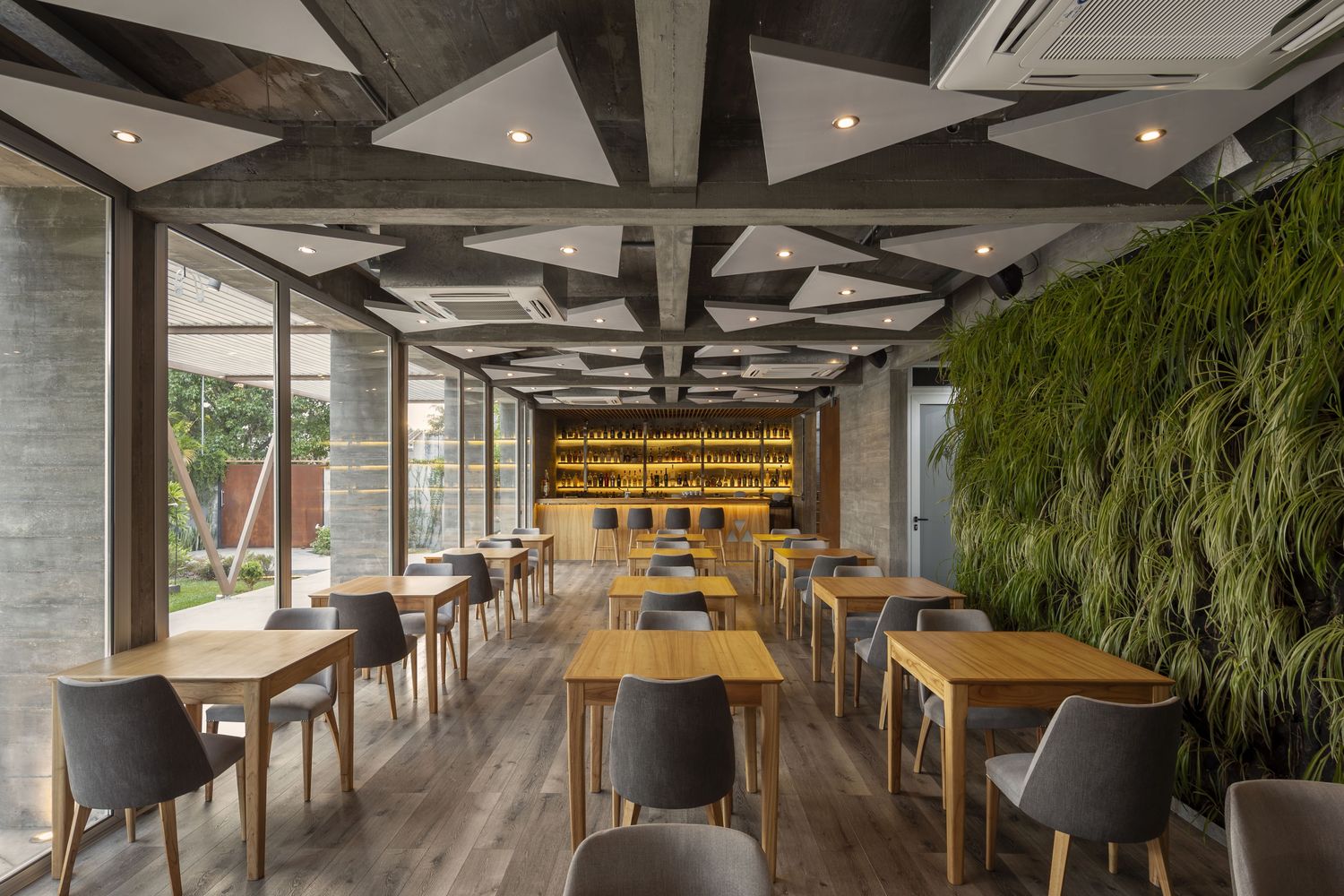 Gallery of Margot Restaurant / Alfaro/Acevedo Arquitectura - 2