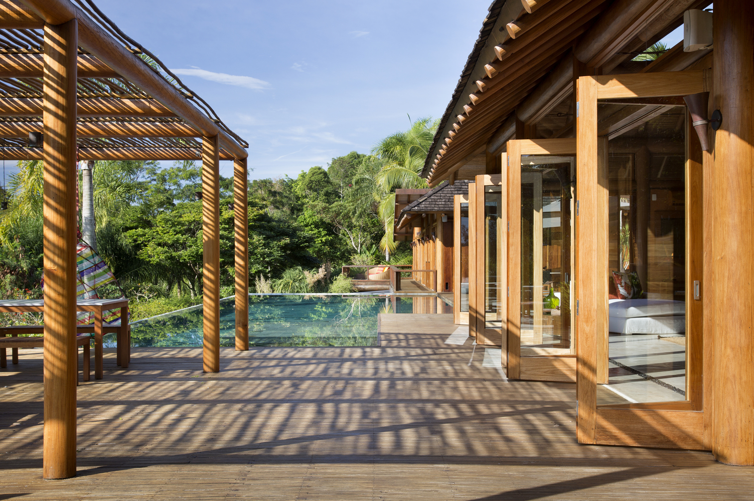 Gallery of Brazilian Houses: 10 Homes Using Rustic Wood - 2