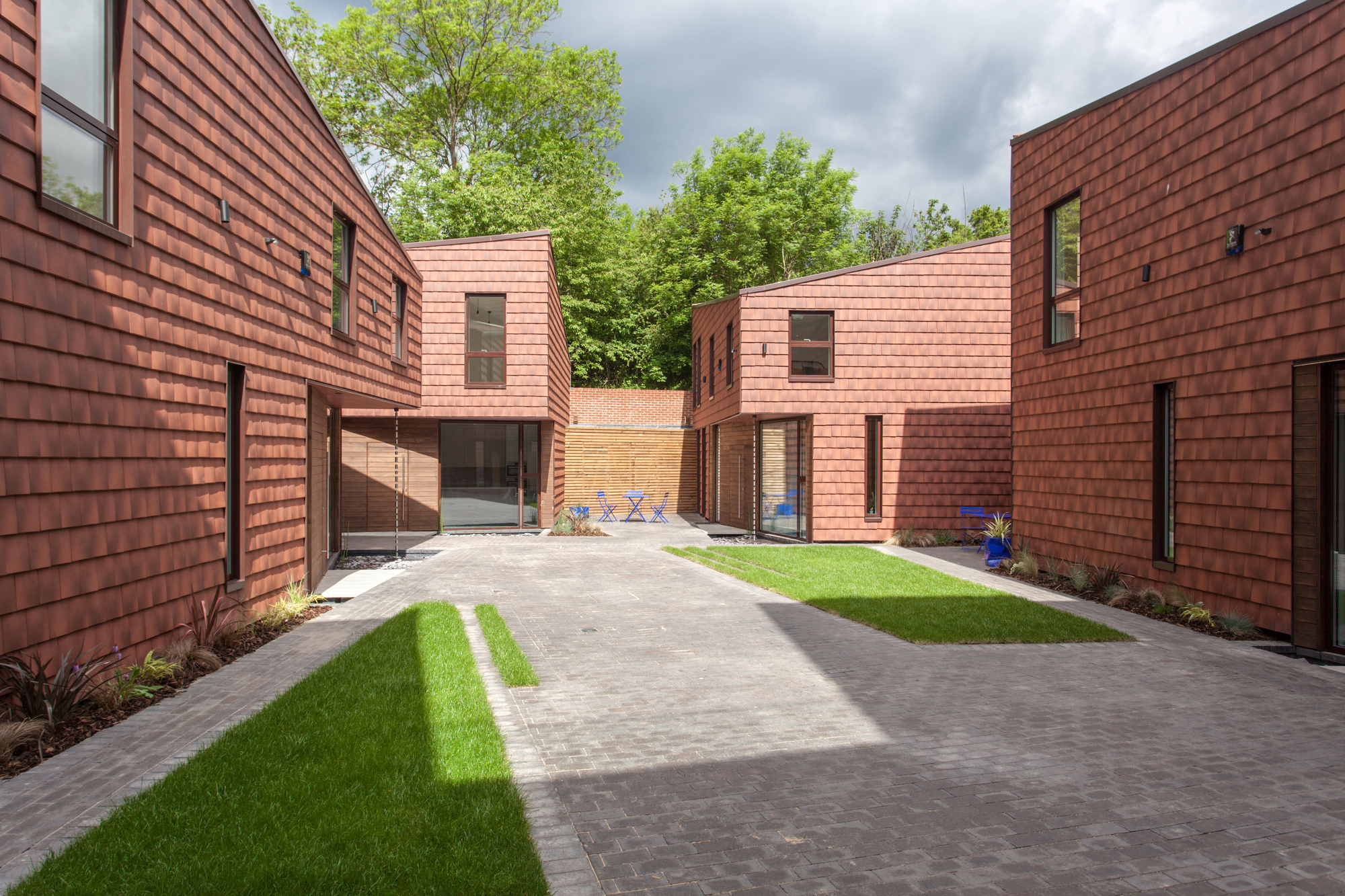 Gallery of Kaolin Court Housing / Stolon Studio Ltd. + Baca Architects - 3