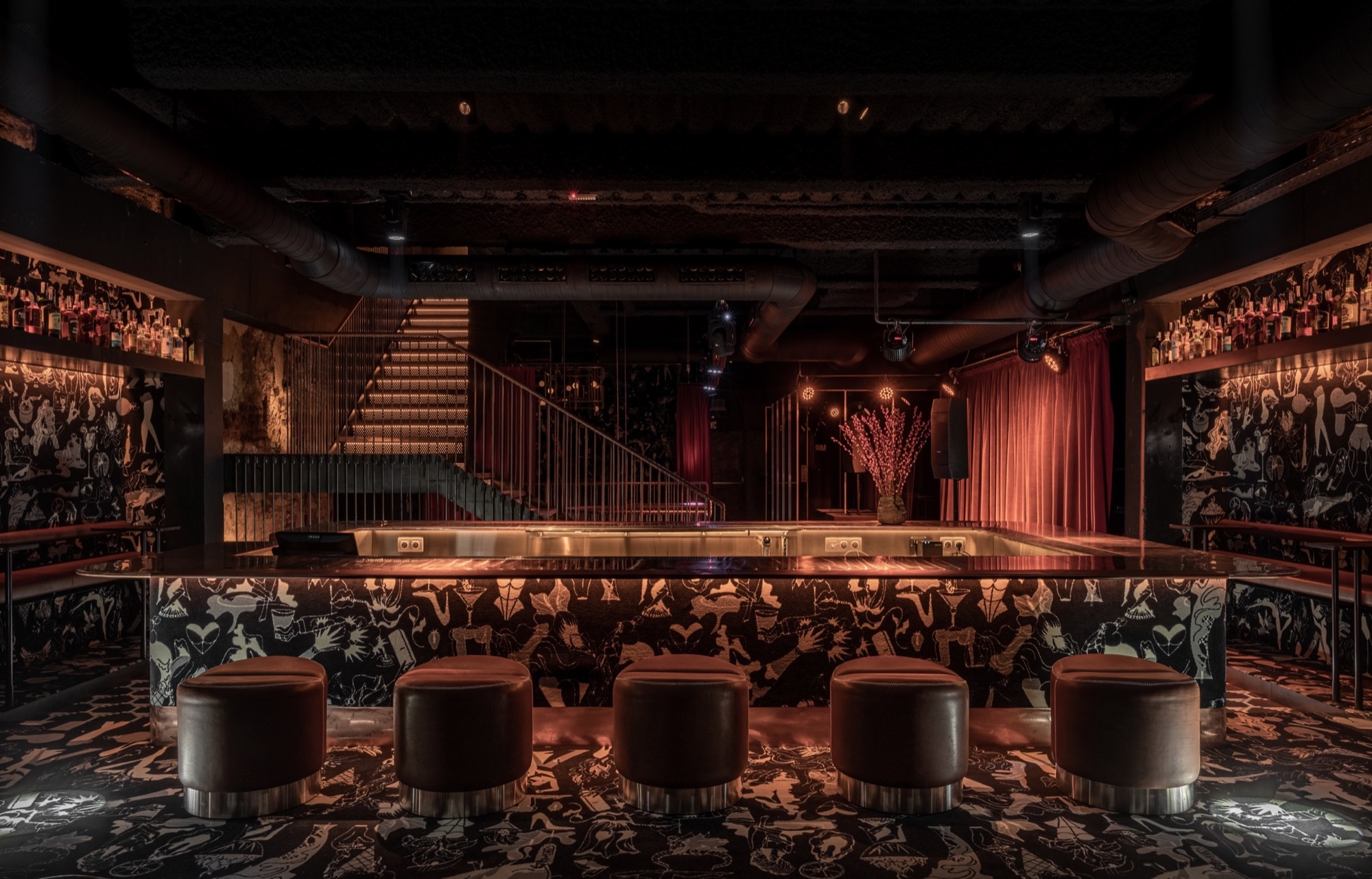 Gallery of MAD Bars House / YOD Group - 28