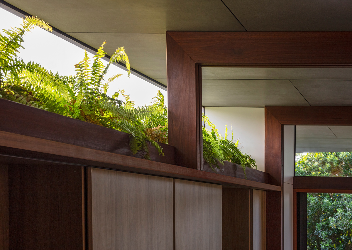 Gallery of Totoro House / CplusC Architectural Workshop - 27