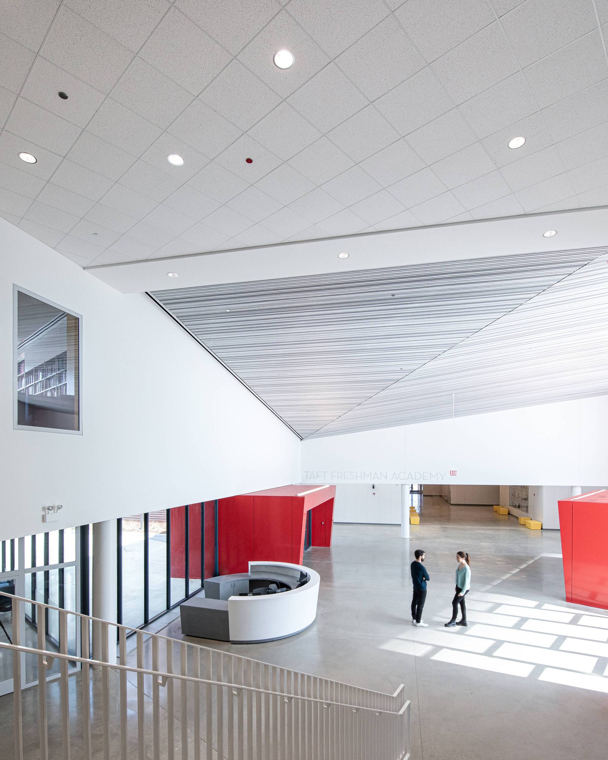 Gallery of Taft Freshman Academy / STL Architects - 19