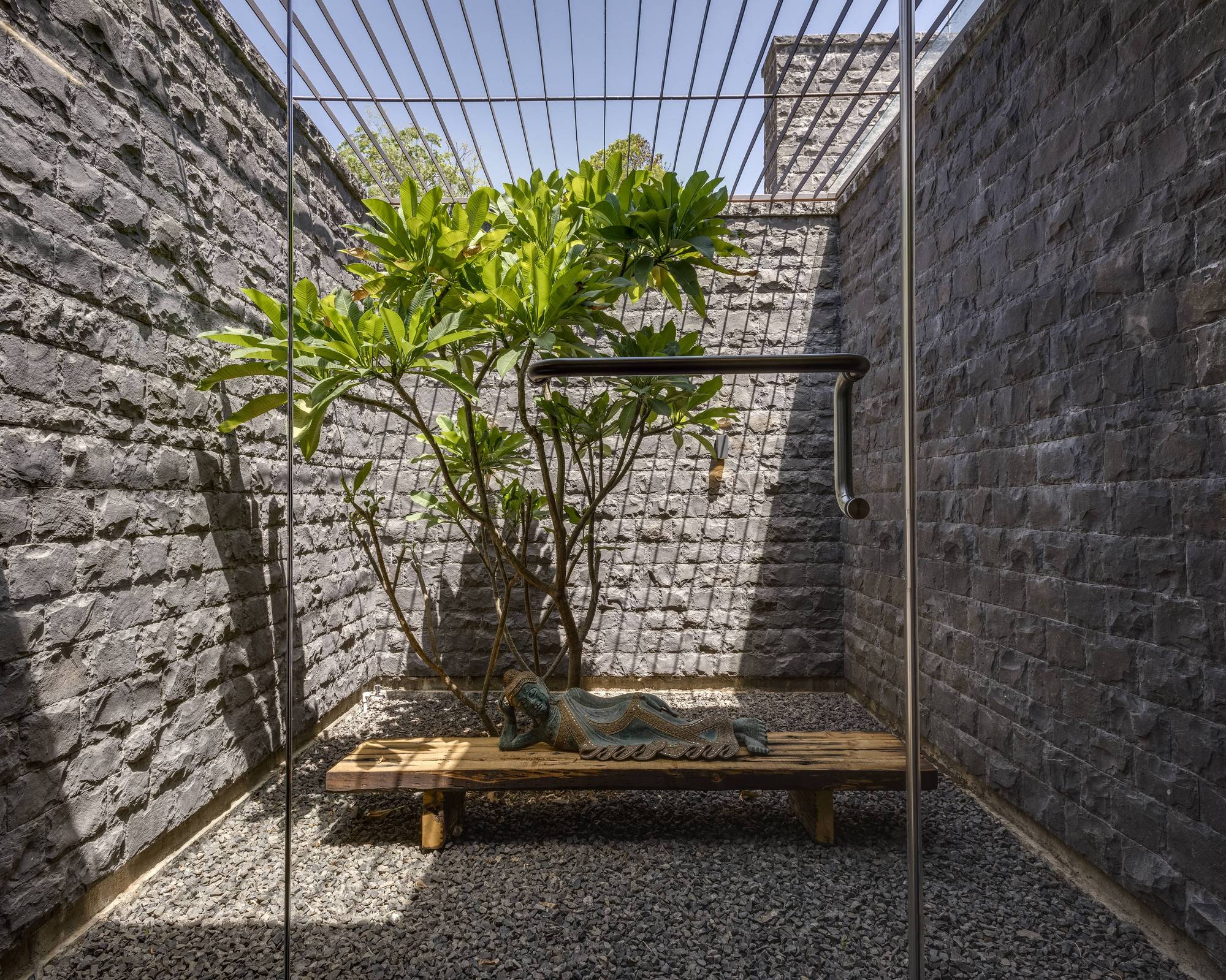 Gallery of Hermitage Retreat / Studio Hu'mane - 16
