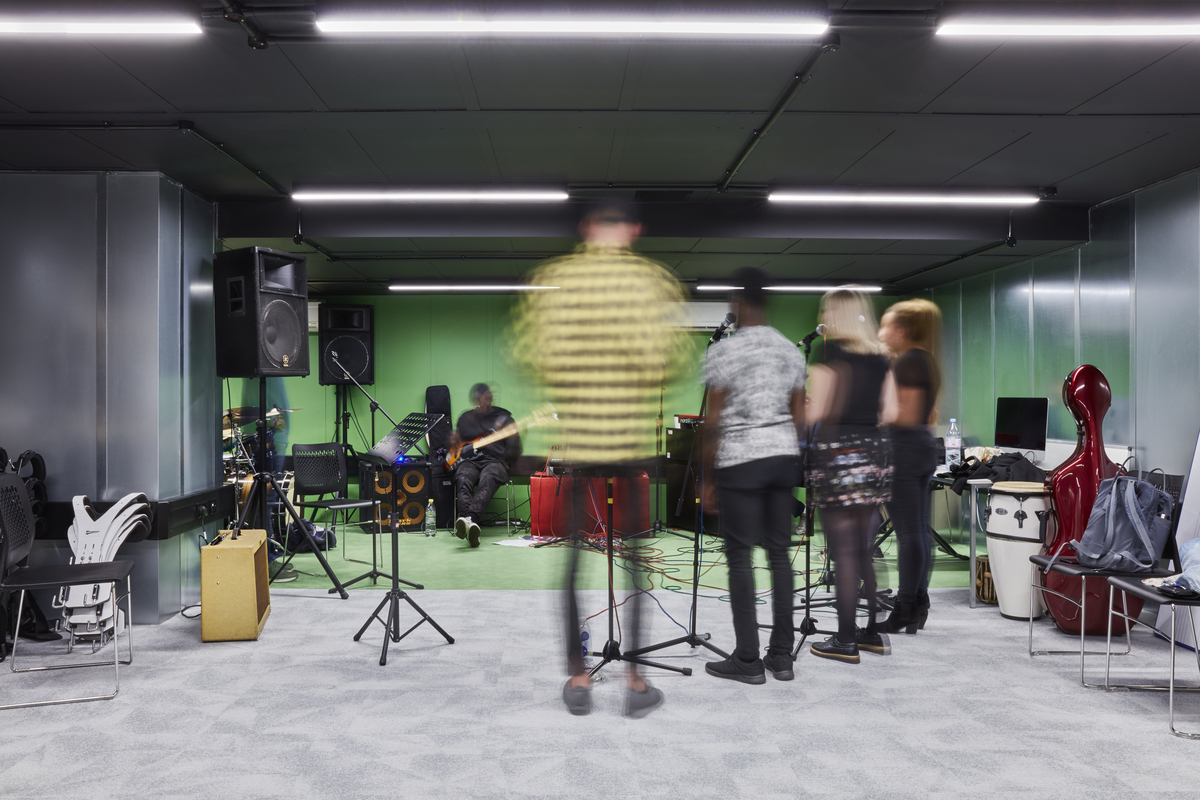 Gallery of The Music Box Campus for the London College of Contemporary ...