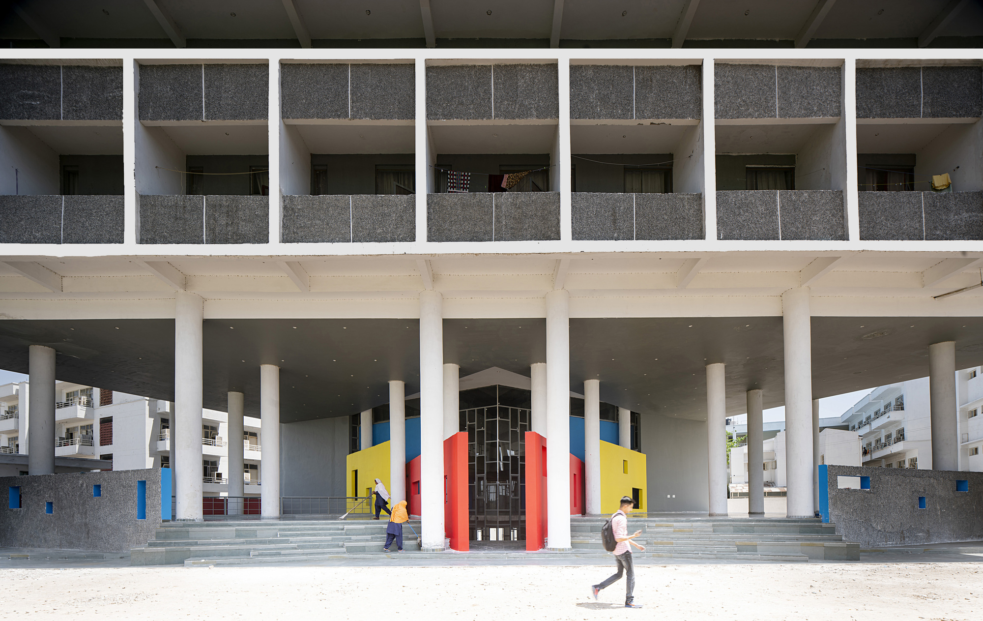 Gallery of CGC Student Hostel Landran / Charged Voids - 11