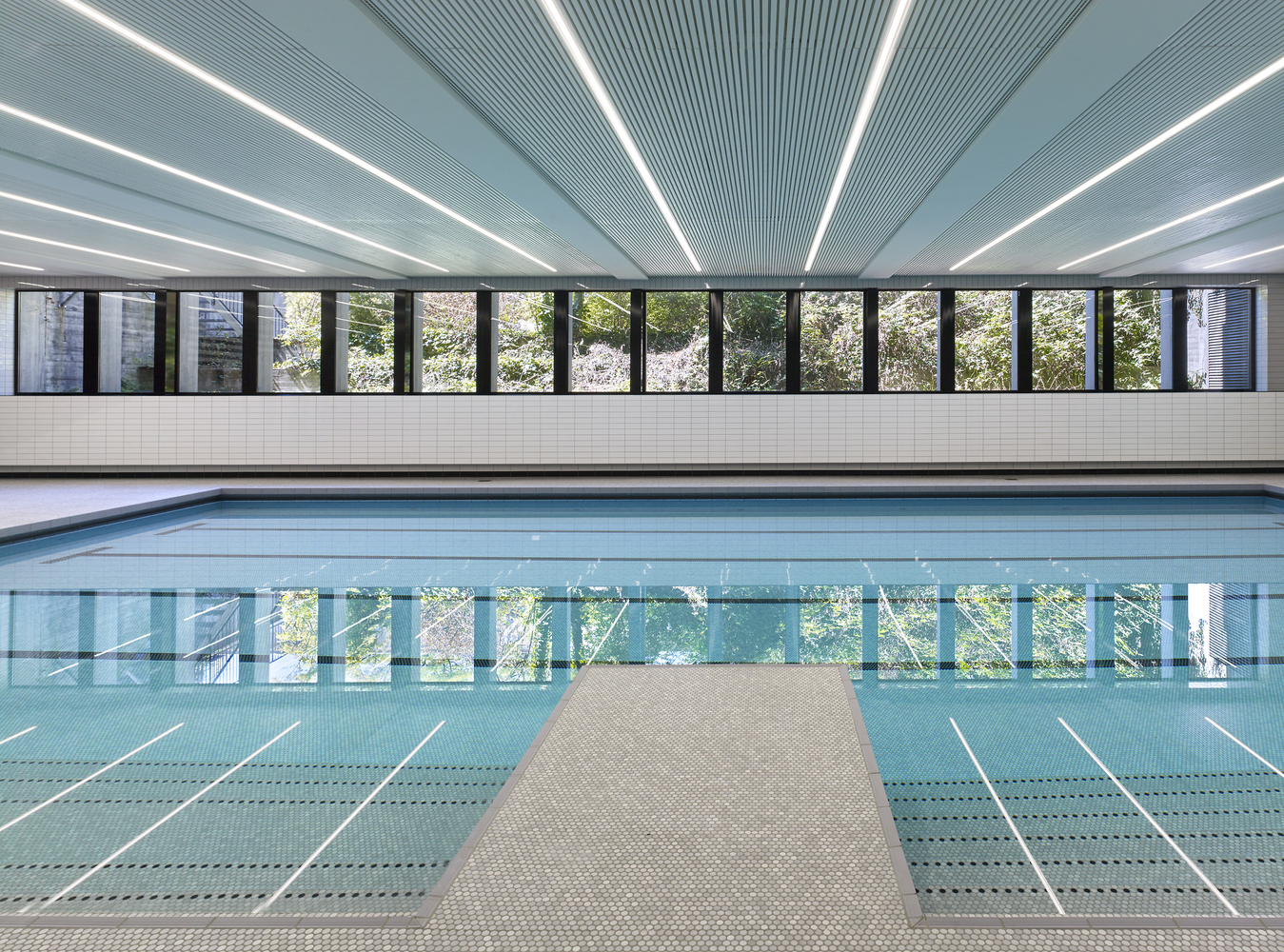 Gallery of Gymnasium and Swimming Hall Vogelsang / MET Architects - 20