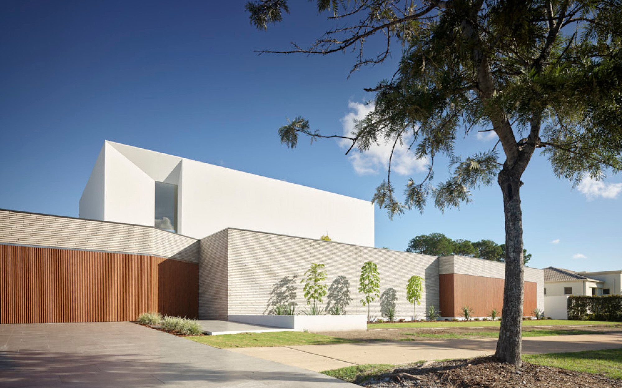 Gallery of Stratum House / Joe Adsett Architects - 6