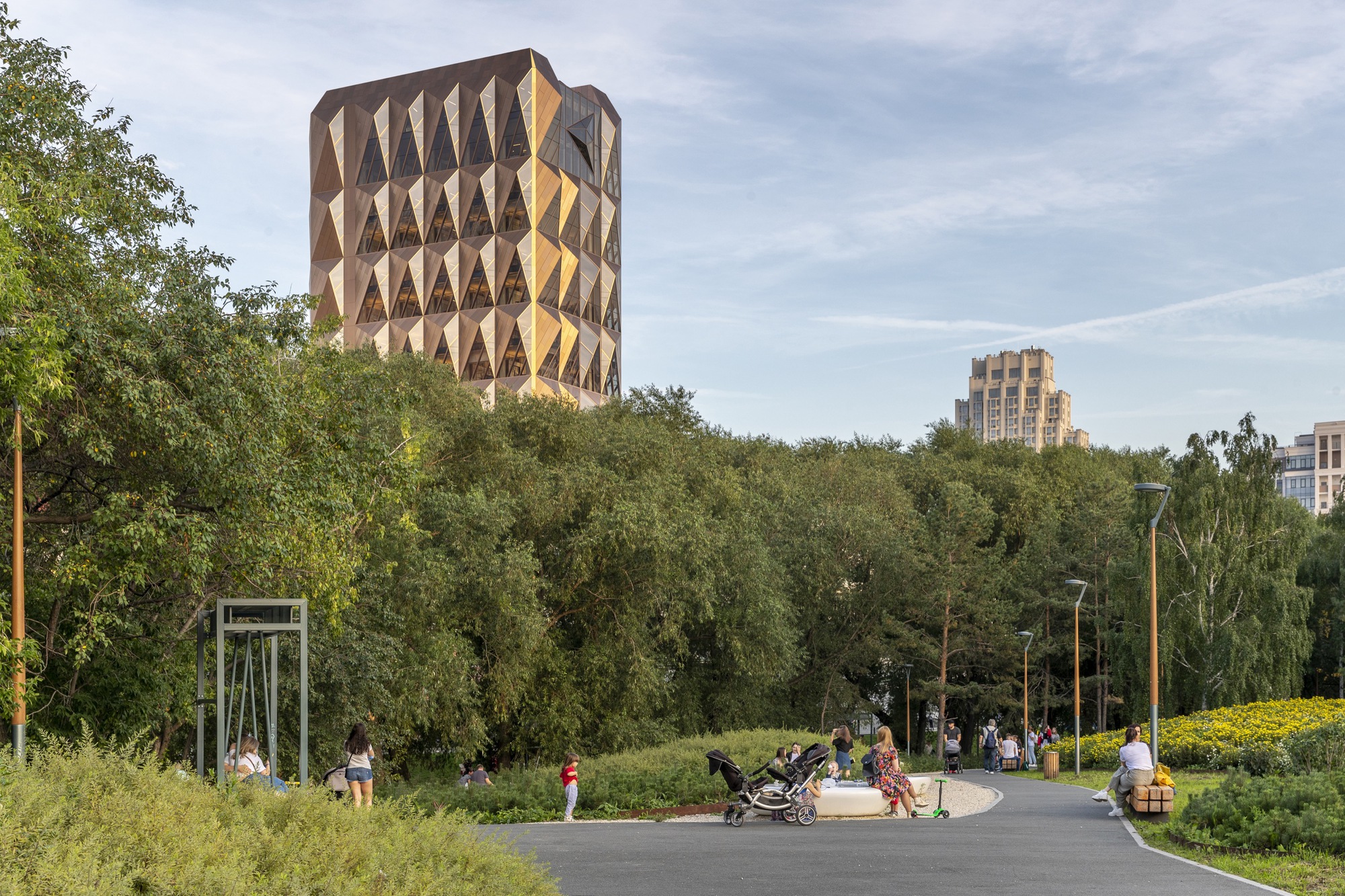 Galeria de Sede da RCC / Foster + Partners - 4