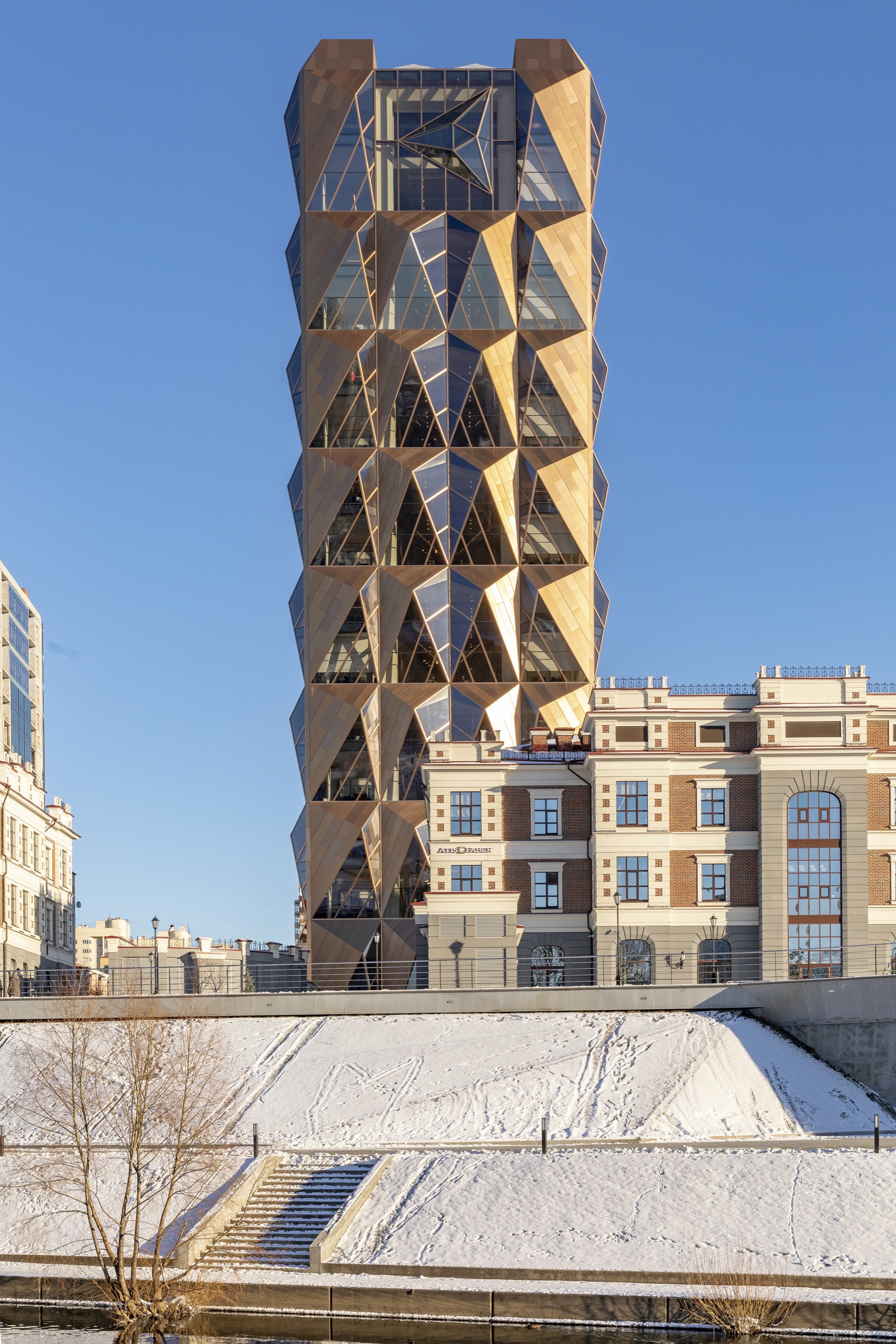 Gallery of RCC Headquarters / Foster + Partners - 11