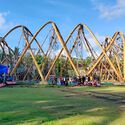 How Bamboo Bends to Create Curved Structures | ArchDaily