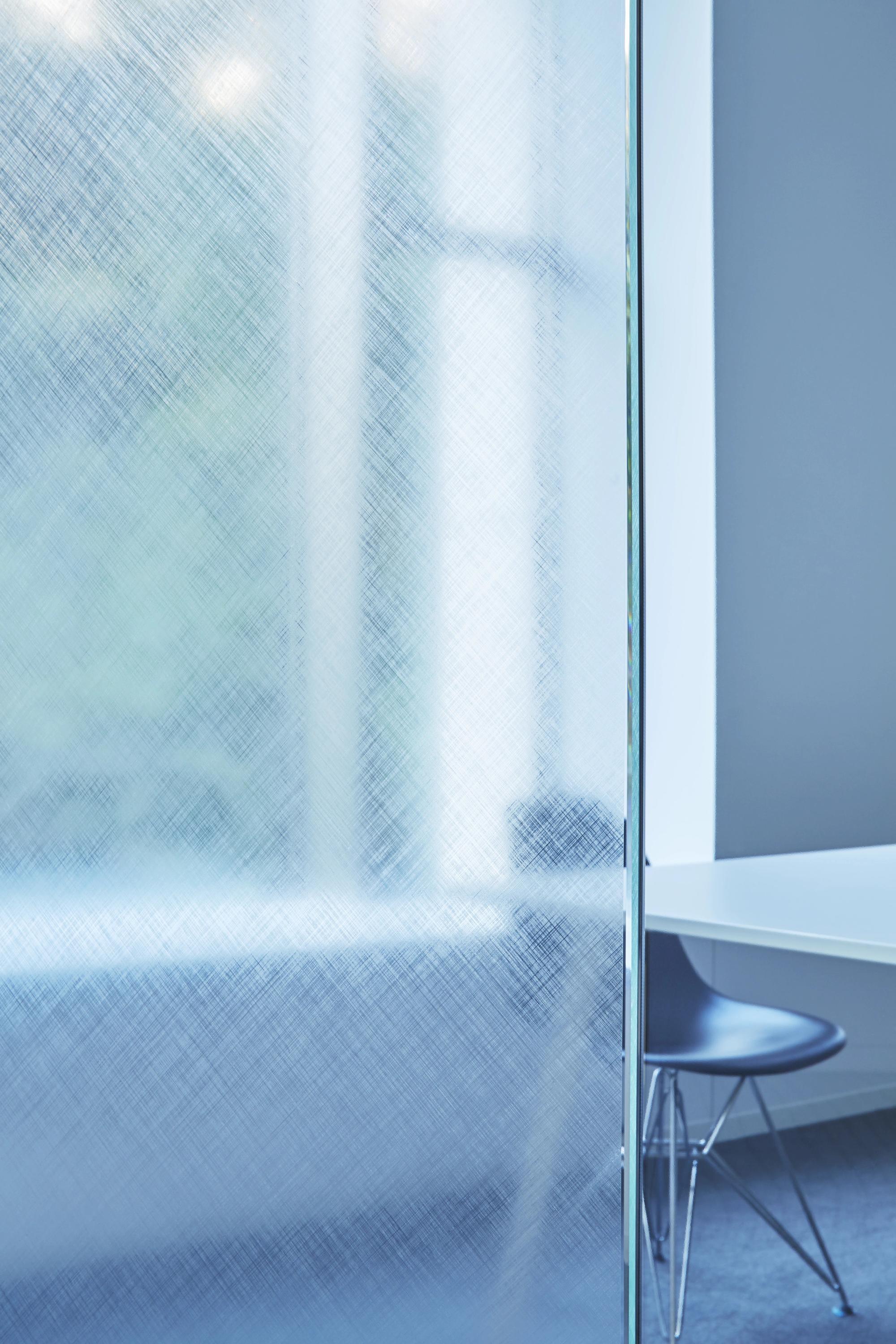 Gallery of Interiors Colored by Natural Light: Tinted Glass Finishes by ...