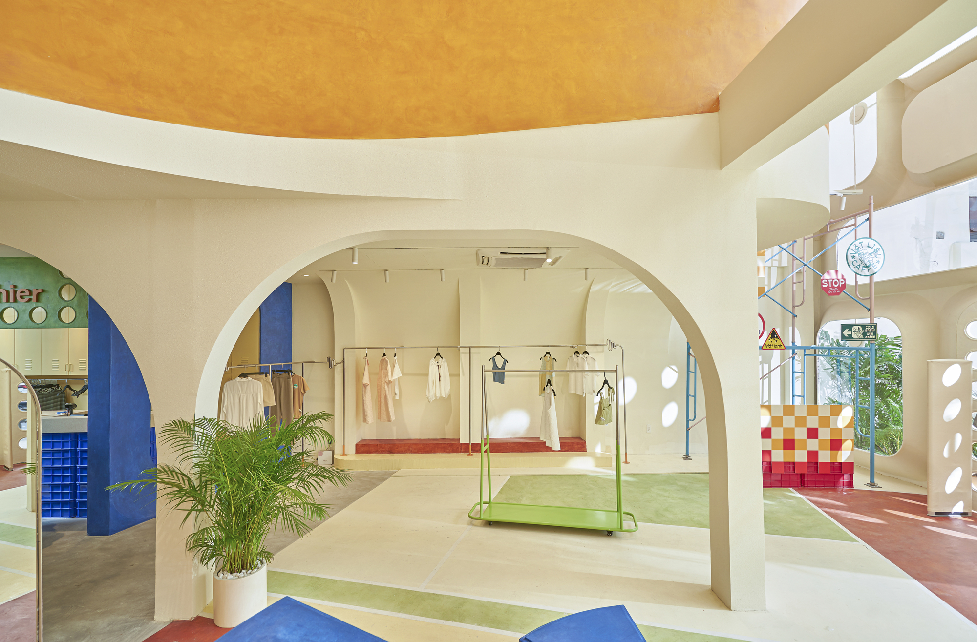 Gallery of Libe Flagship Store / Red5studio - 30