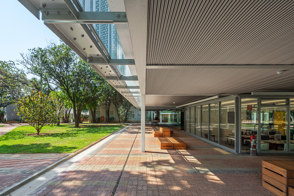 Gallery of Santa Cruz Library / Andrade Morettin Arquitetos Associados - 3