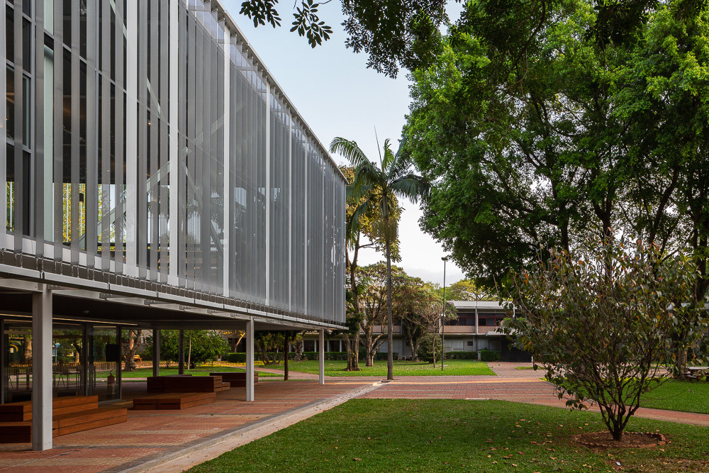 Gallery of Santa Cruz Library / Andrade Morettin Arquitetos Associados - 12