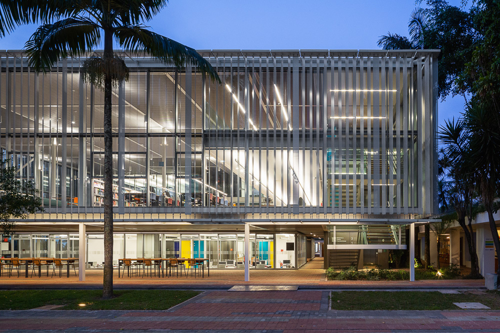 Gallery of Santa Cruz Library / Andrade Morettin Arquitetos Associados - 39