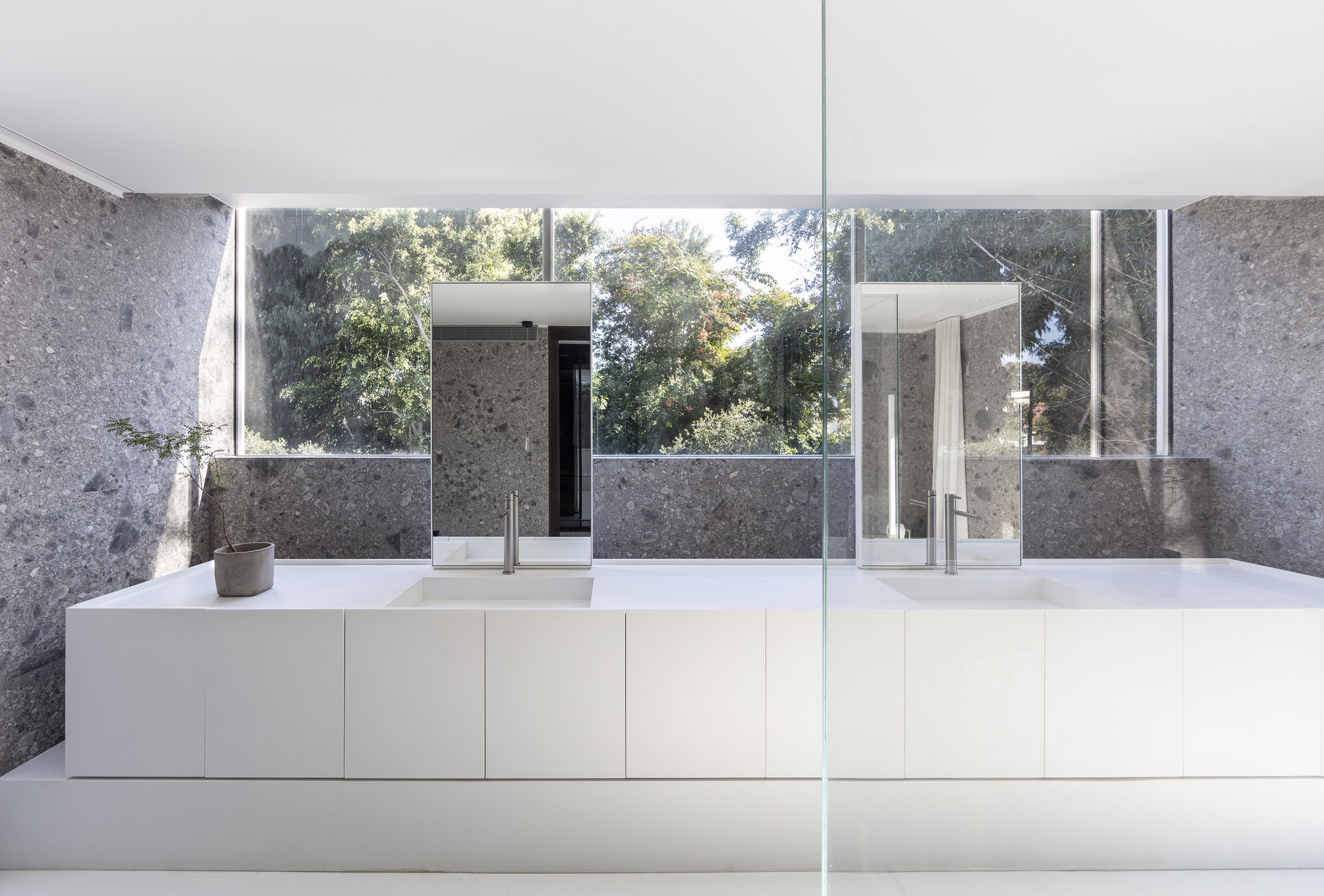 Gallery of Nish House / Paritzki & Liani Architects - 13