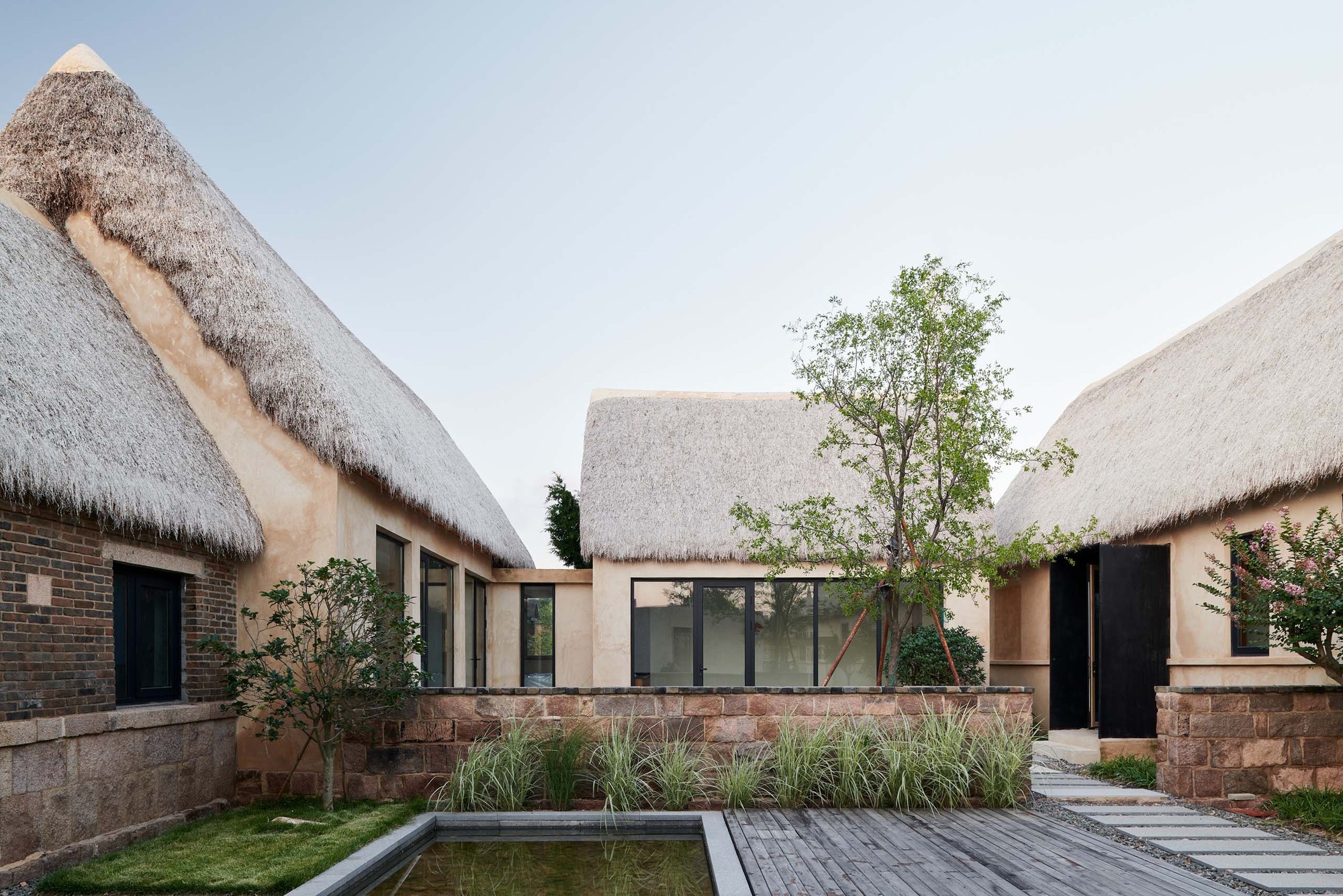 Resort Seaweed Bay / Greyspace Architecture Design Studio | ArchDaily ...