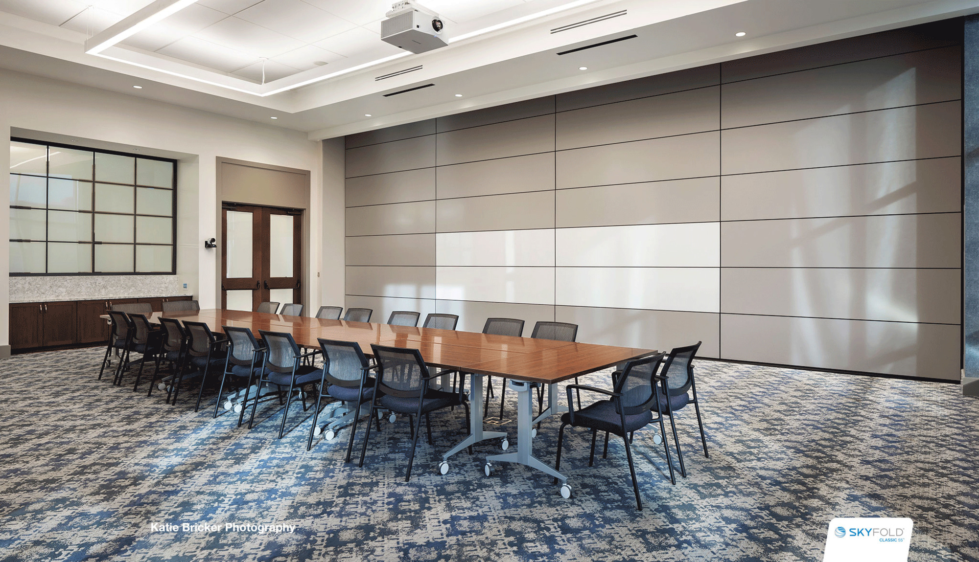 Gallery of Vertical Partitions Redefine Spaces Quickly, Easily, and ...