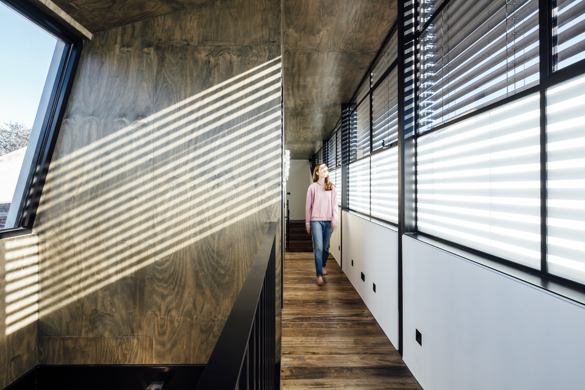 Gallery of Fitzroy House / Mitsuori Architects - 13