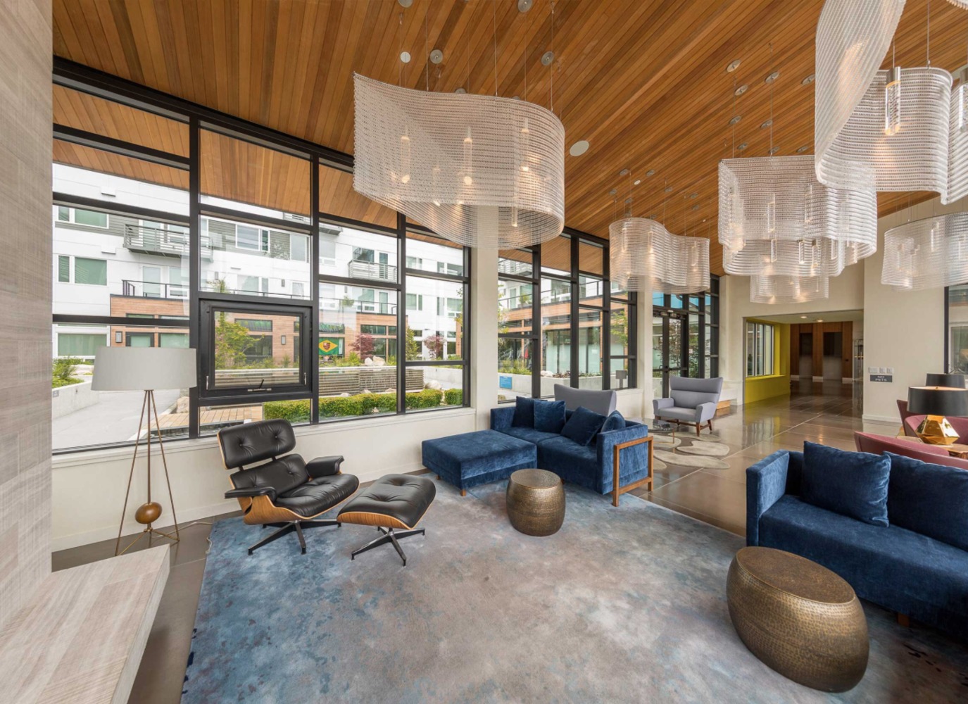 Gallery of 5 Ways that Custom Ceiling Features Can Enhance an Interior ...