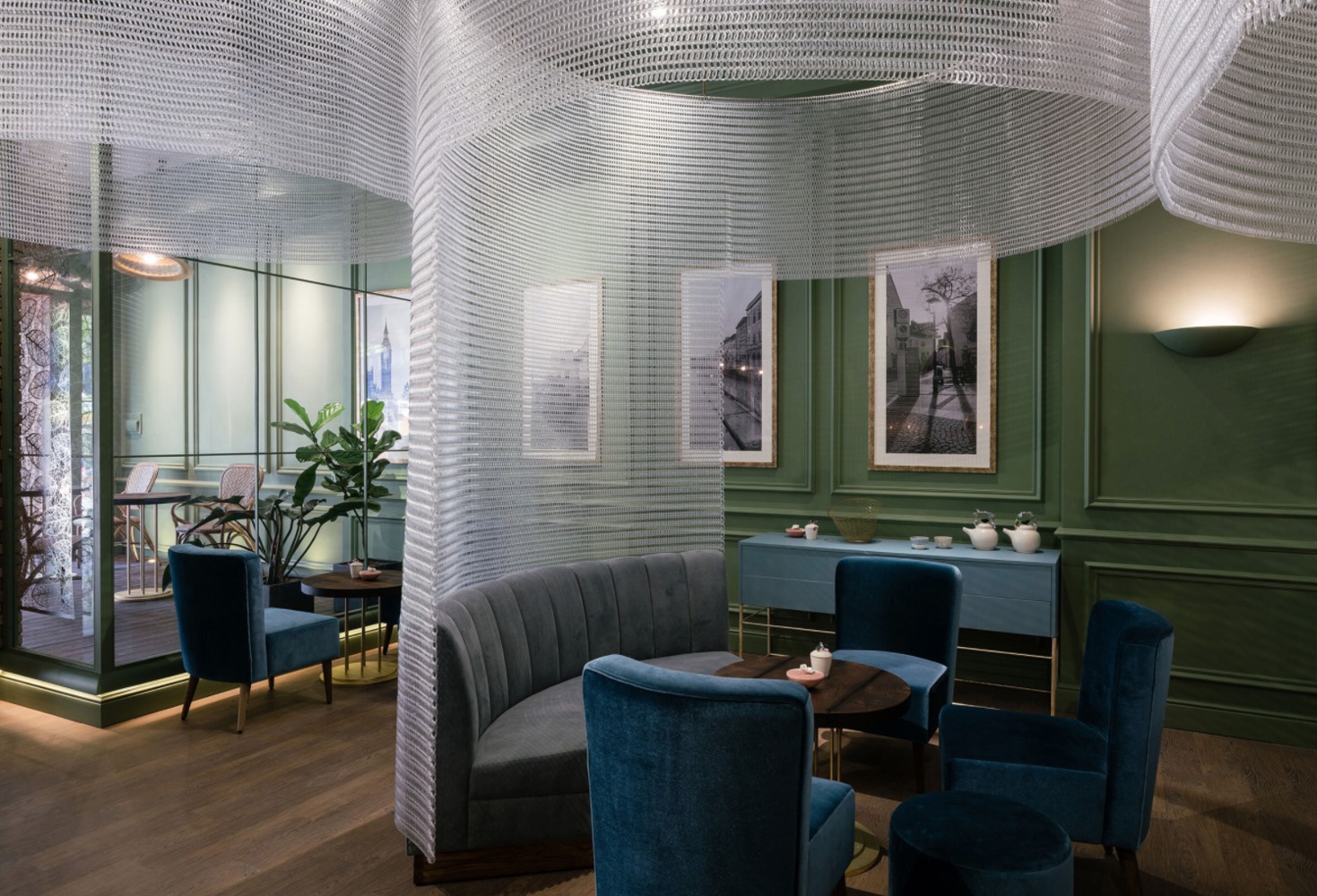 Gallery of 5 Ways that Custom Ceiling Features Can Enhance an Interior ...