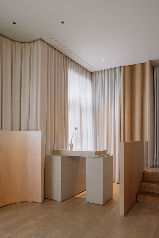 Gallery of Restaurant Lunar / So Studio - 16