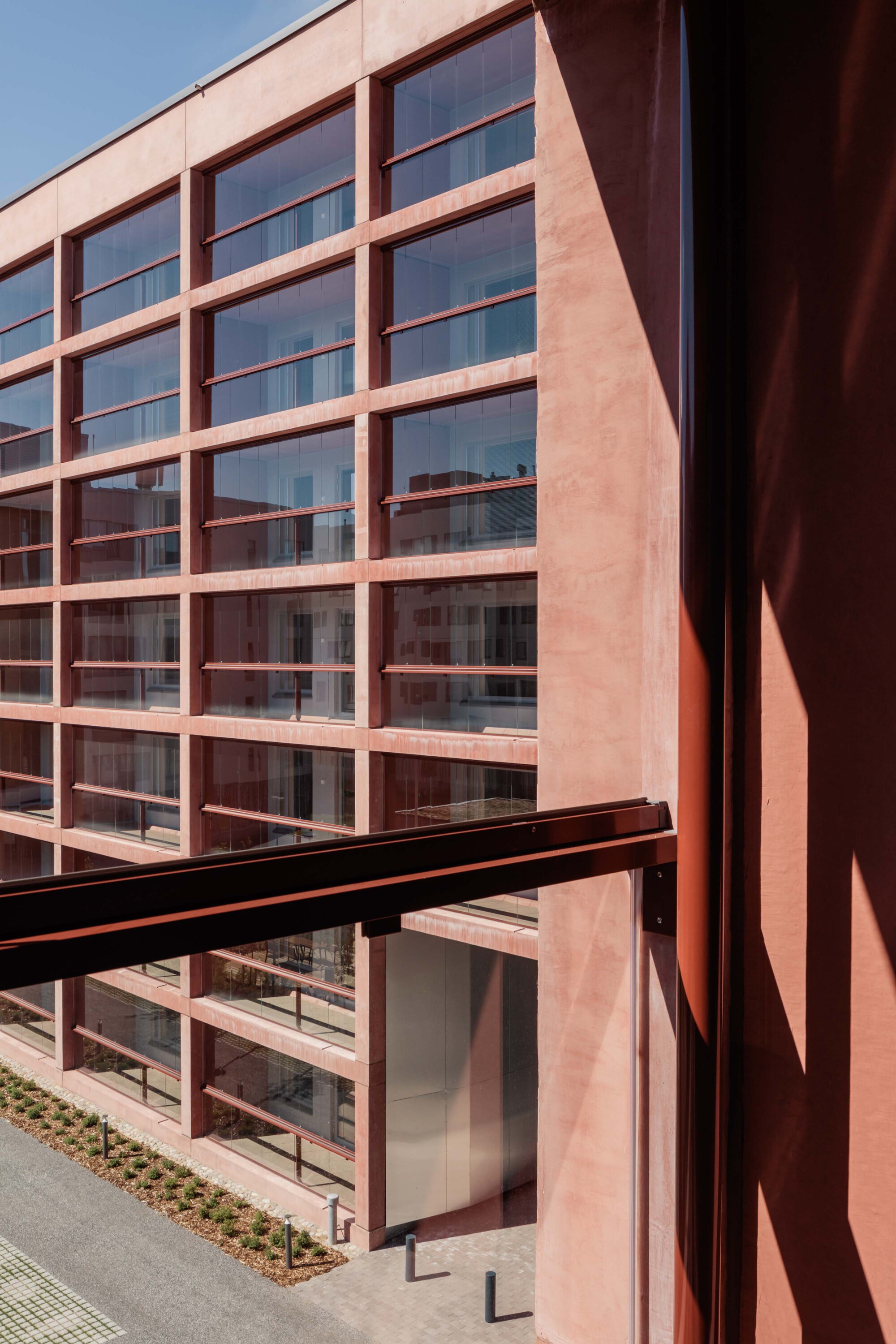 Gallery of Kaarlo Sarkian Katu Apartments / Playa Architects - 21