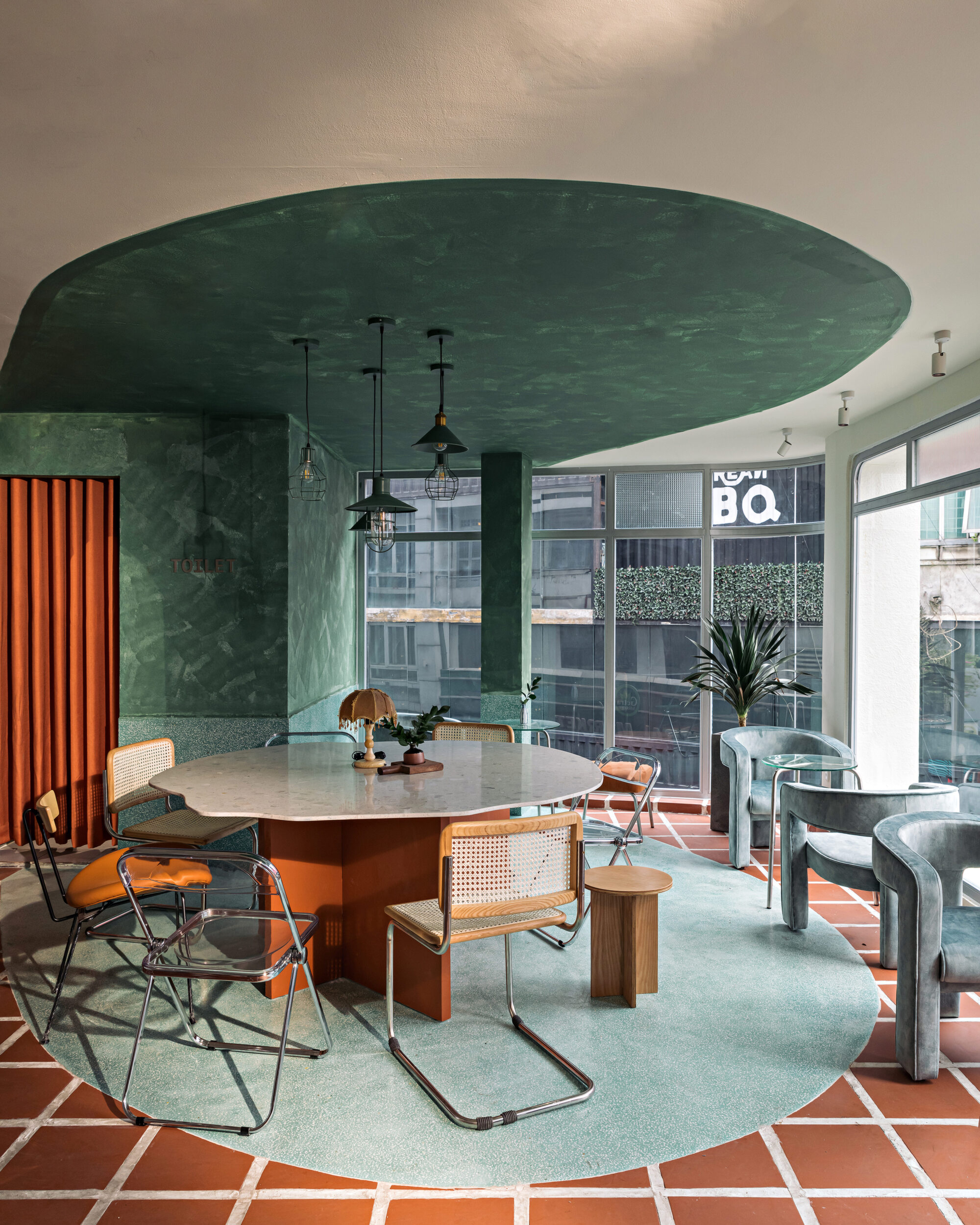 Gallery of Den Da Coffee Shop / KSOUL Studio - 16