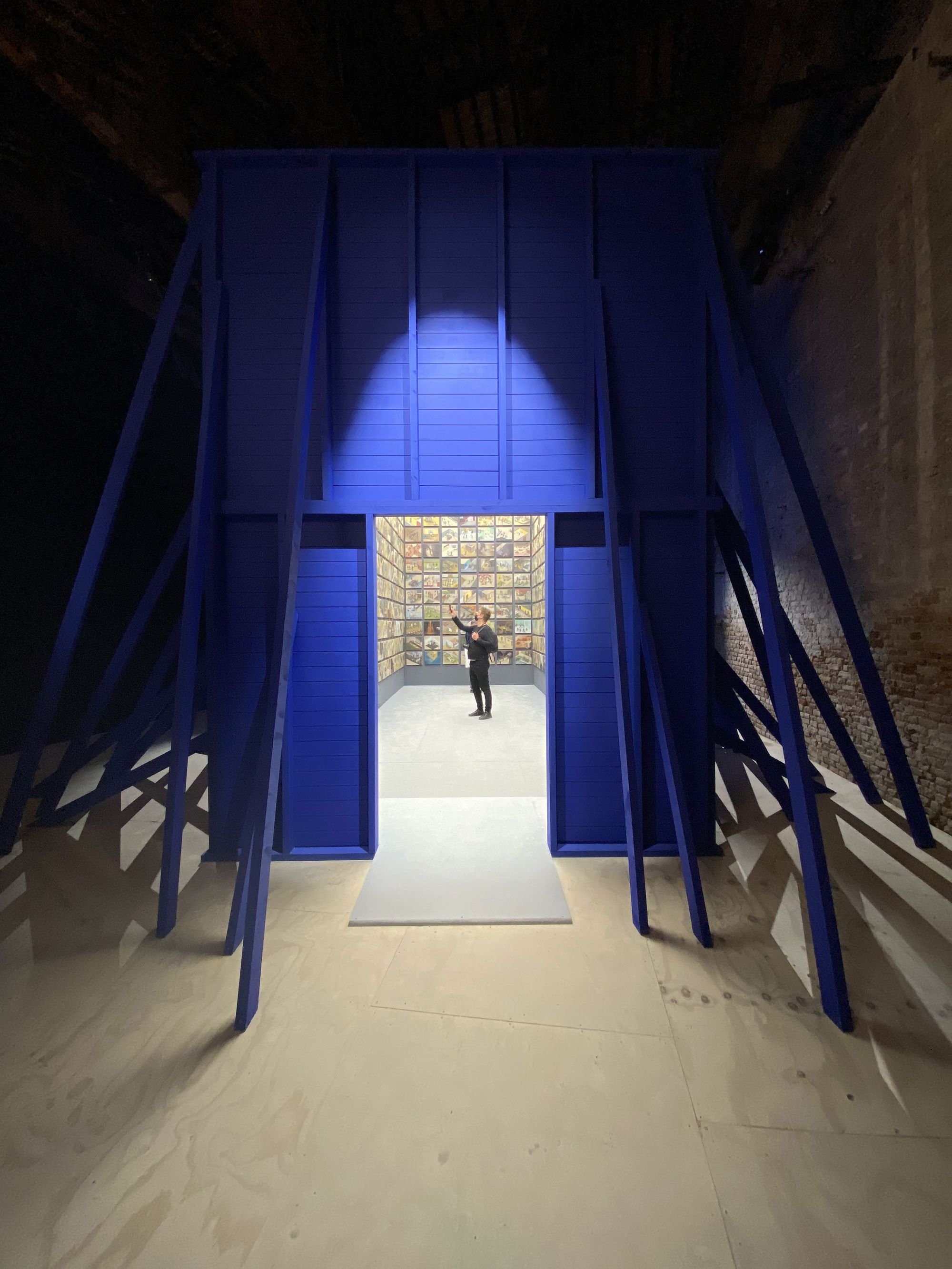 Galería de Estos son los 60 pabellones nacionales de la Bienal de ...