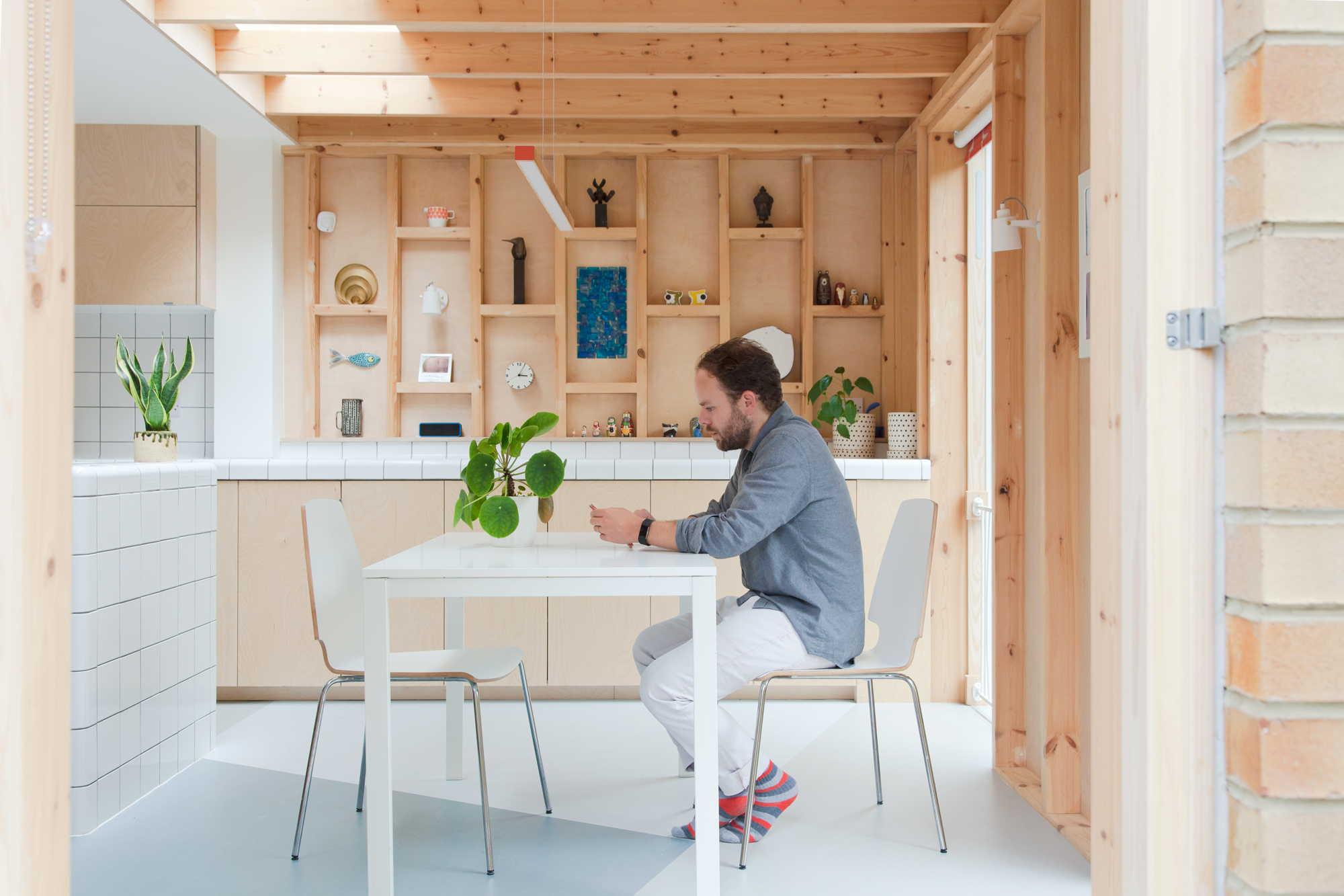 Gallery of Fruit Box House / nimtim architects - 7
