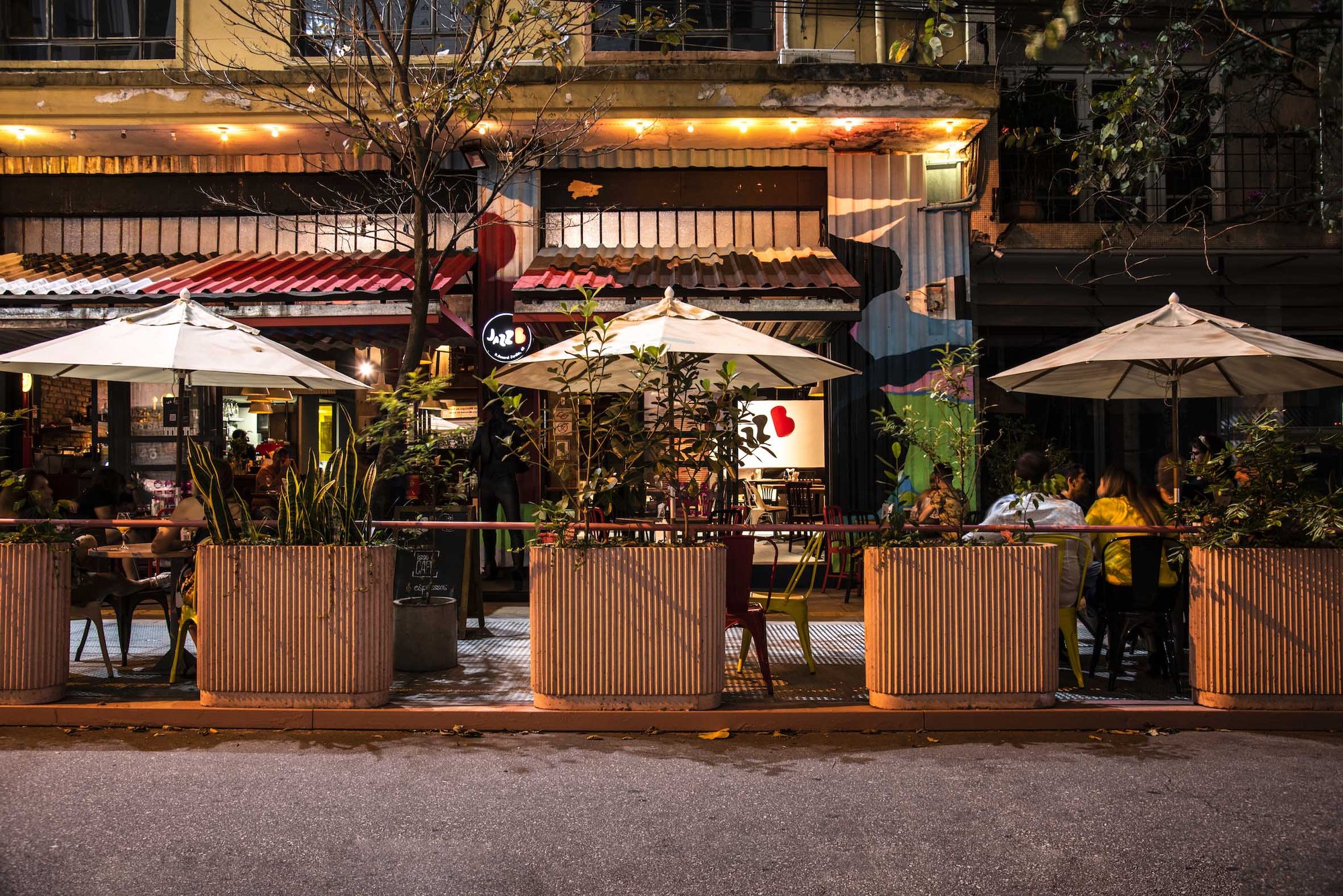 Galería de Proyecto Ocupa Rua: ¿Cómo el espacio público solventa bares ...