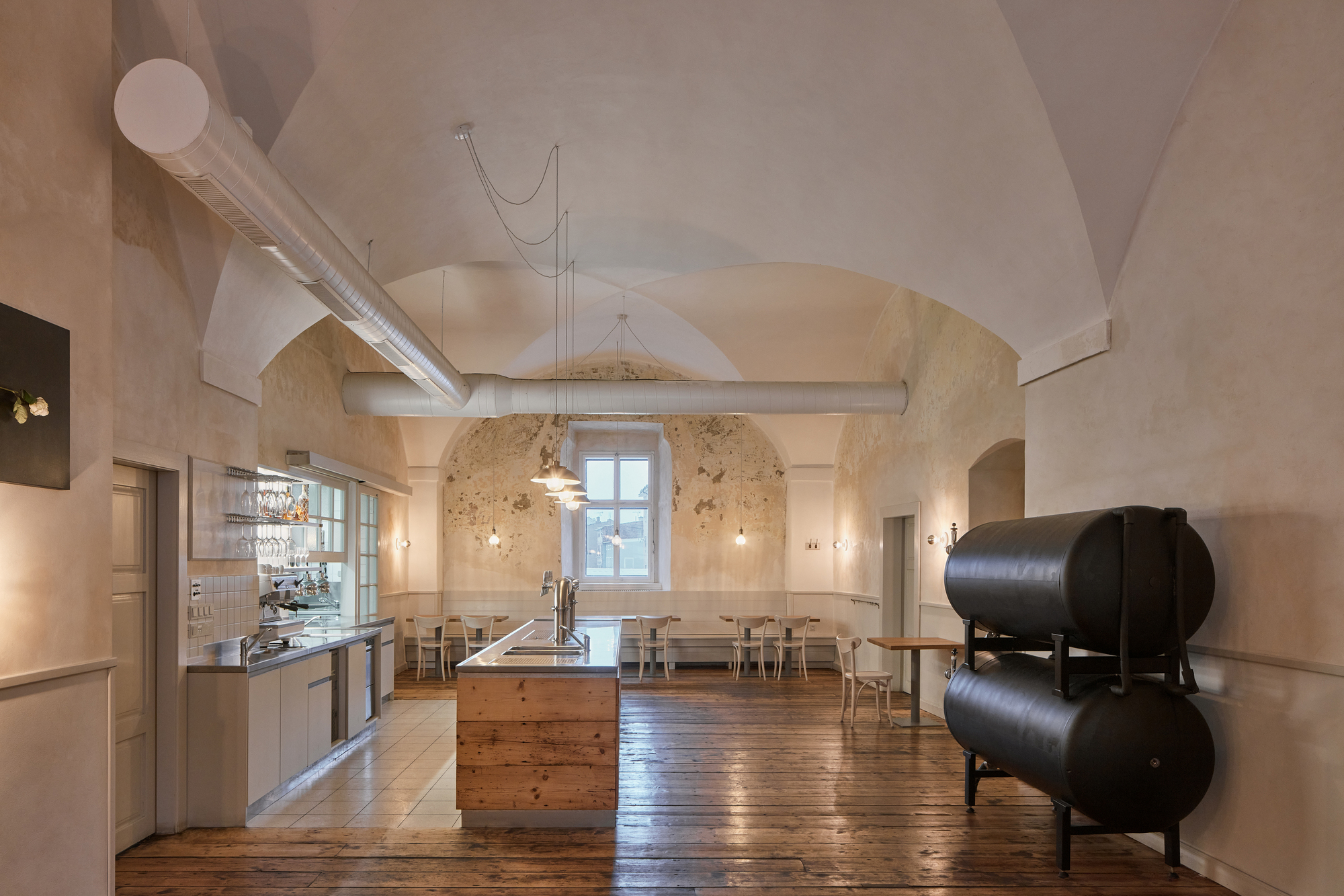 Gallery of Baroque Restaurant | Three Roses / ADR - 2