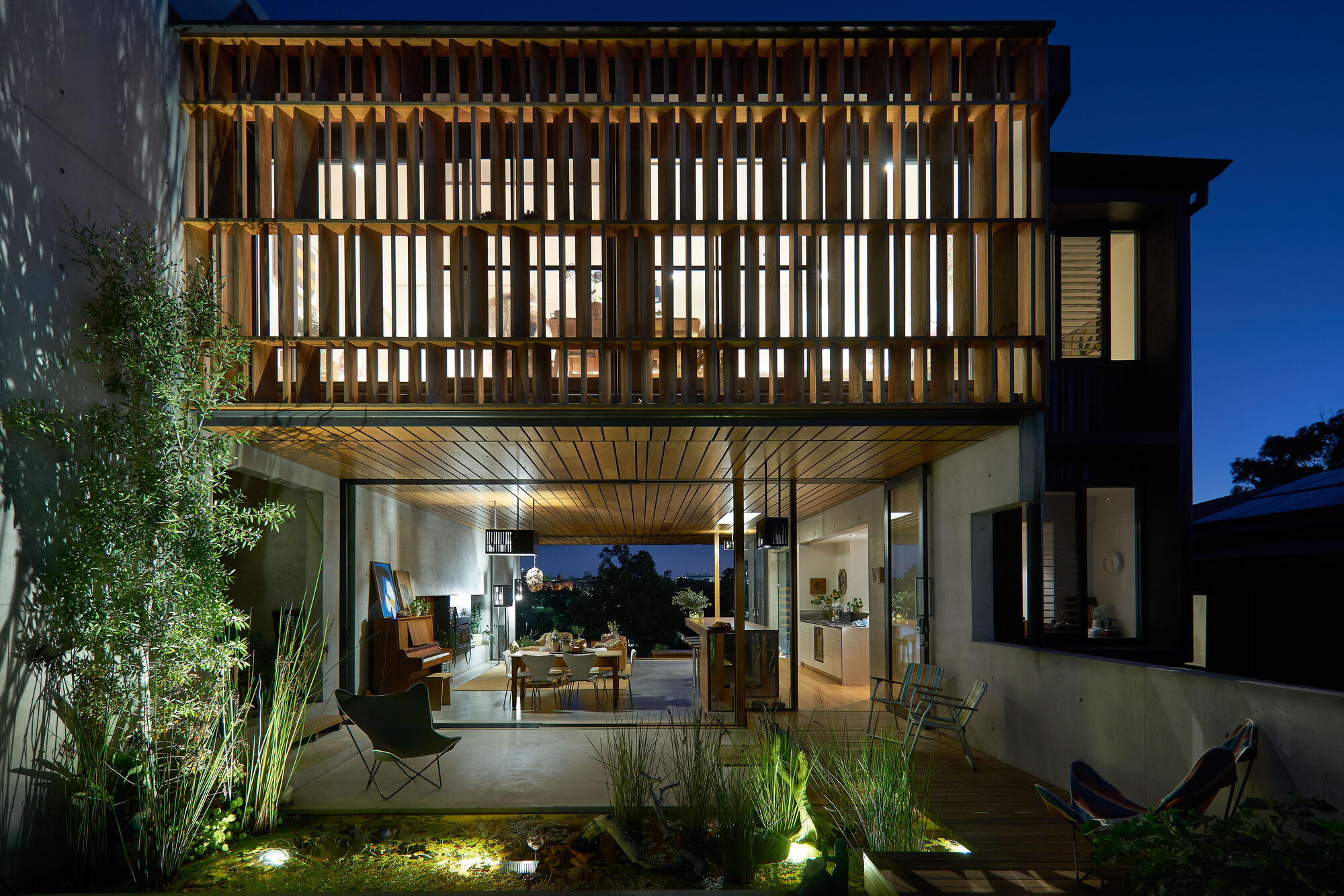 Gallery of Riverbank House / Wilson Architects - 13