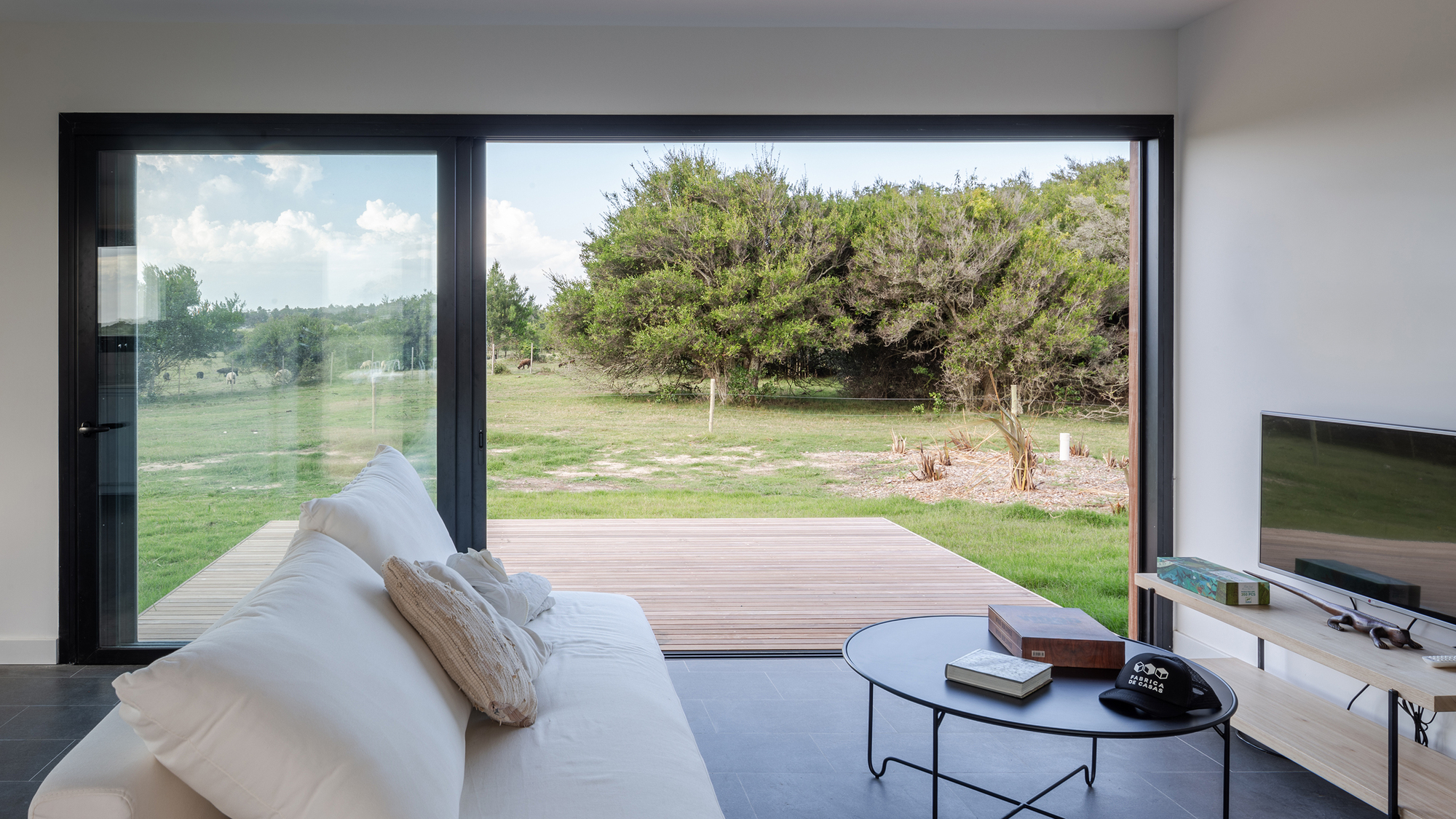 Galería de Casa Luanda / Fábrica de casas - 14