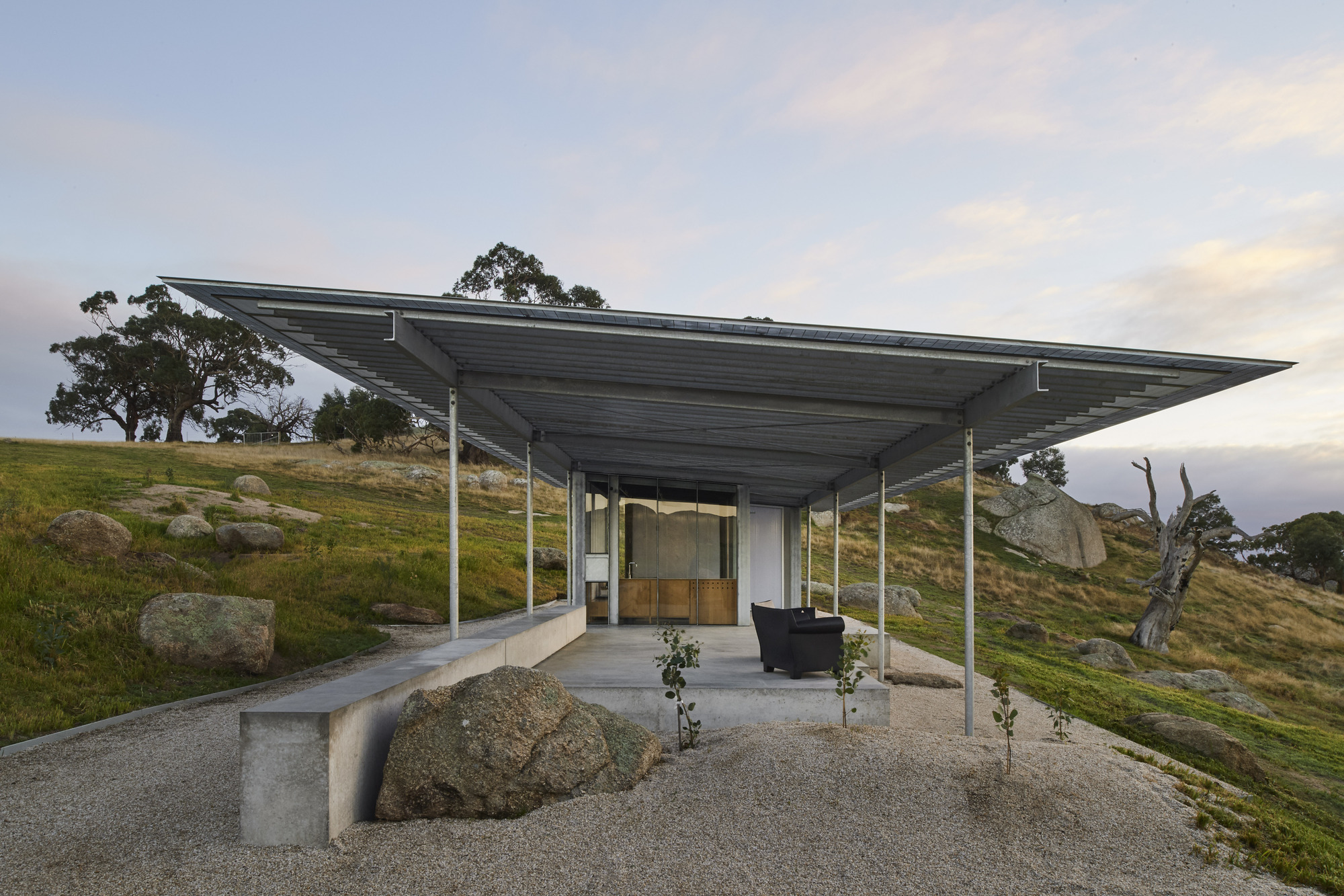 Gallery of Shack in the Rocks / Sean Godsell Architects - 2