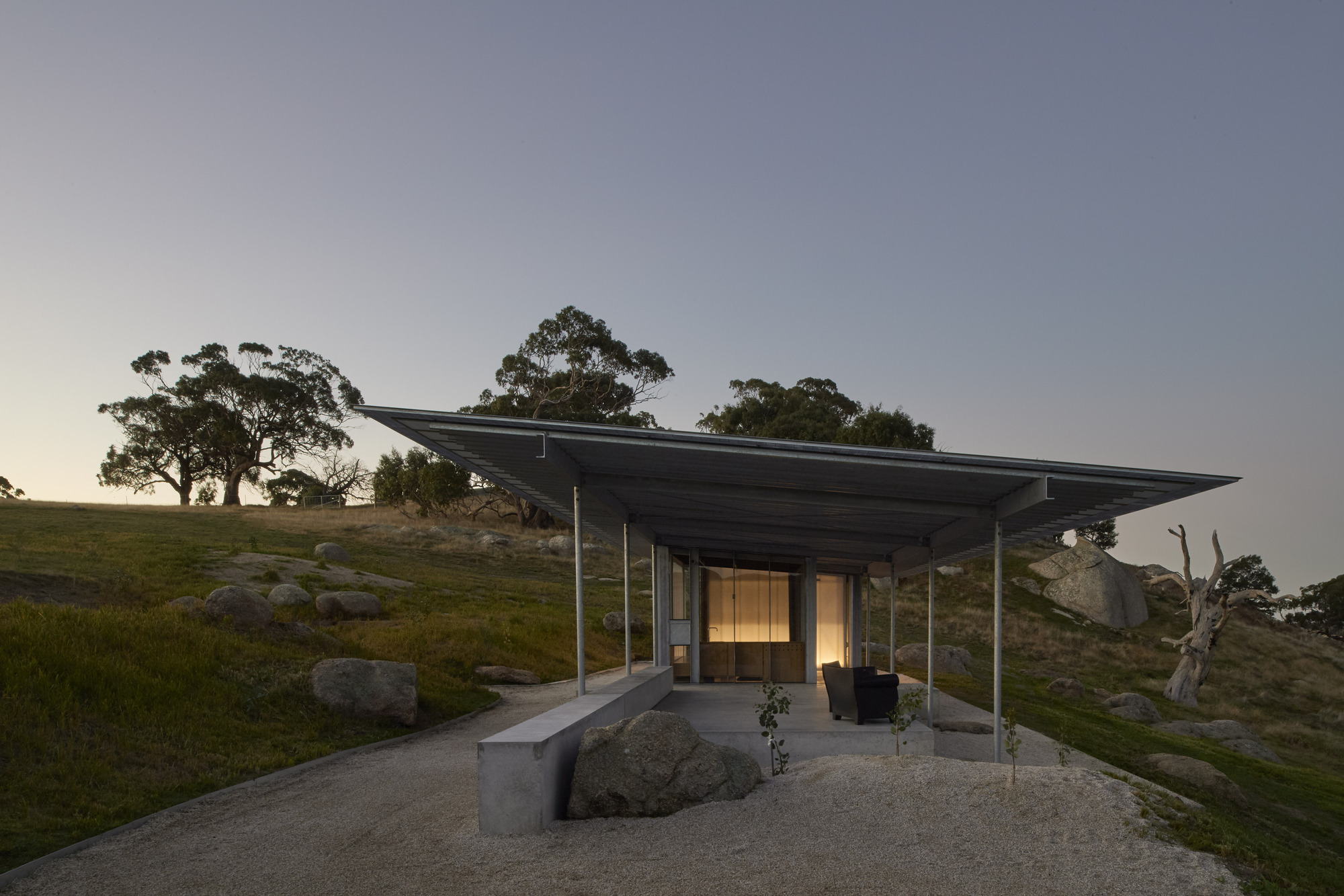 Gallery of Shack in the Rocks / Sean Godsell Architects - 40