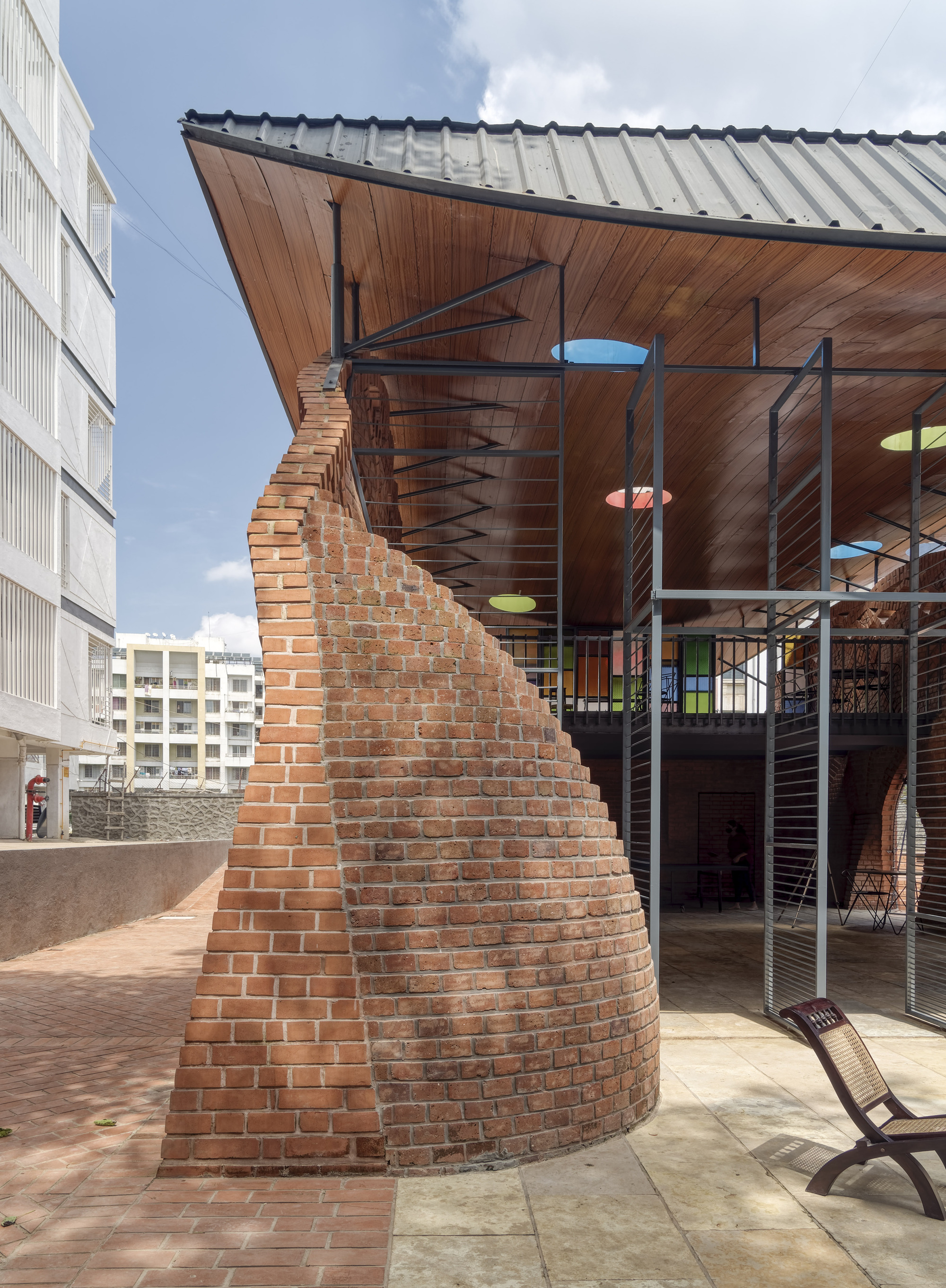 Gallery of The Red Oasis / PMA madhushala - 6