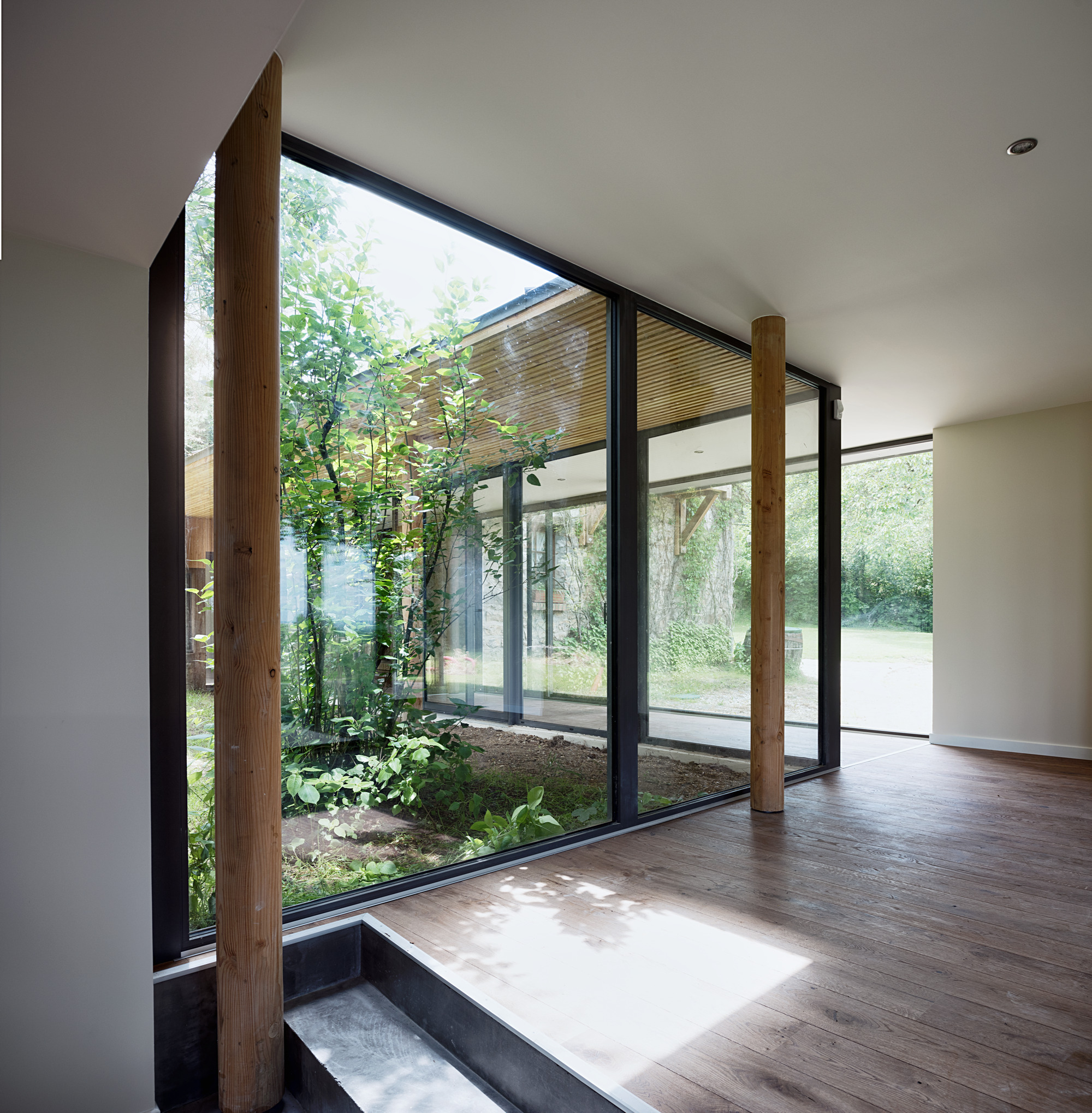 Gallery of MIC House / clpp architectes - 19