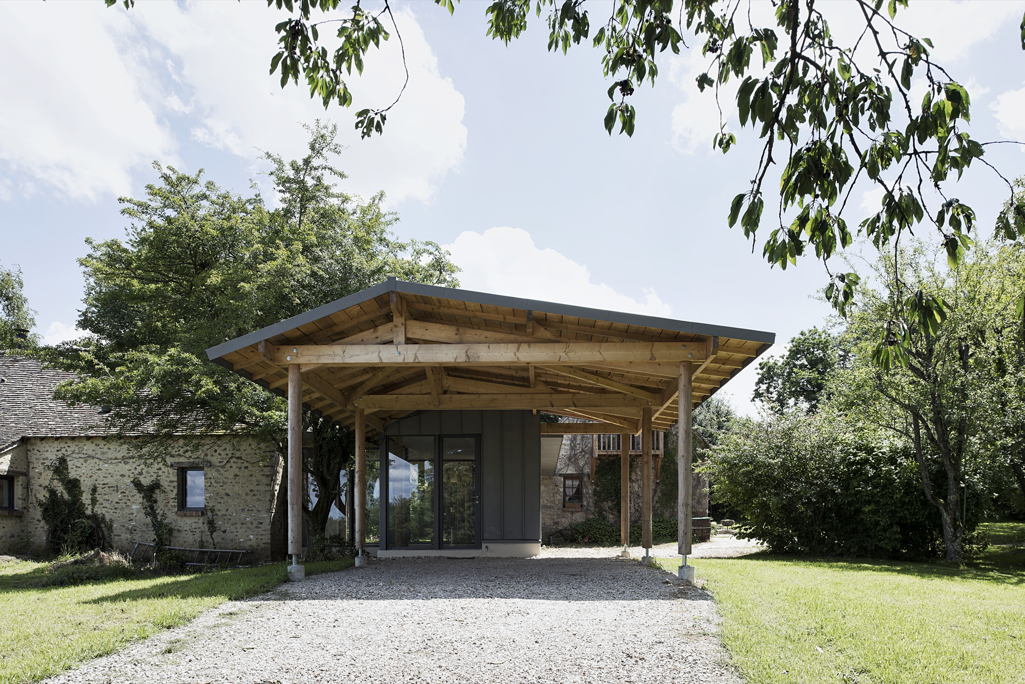 Gallery of MIC House / clpp architectes - 14