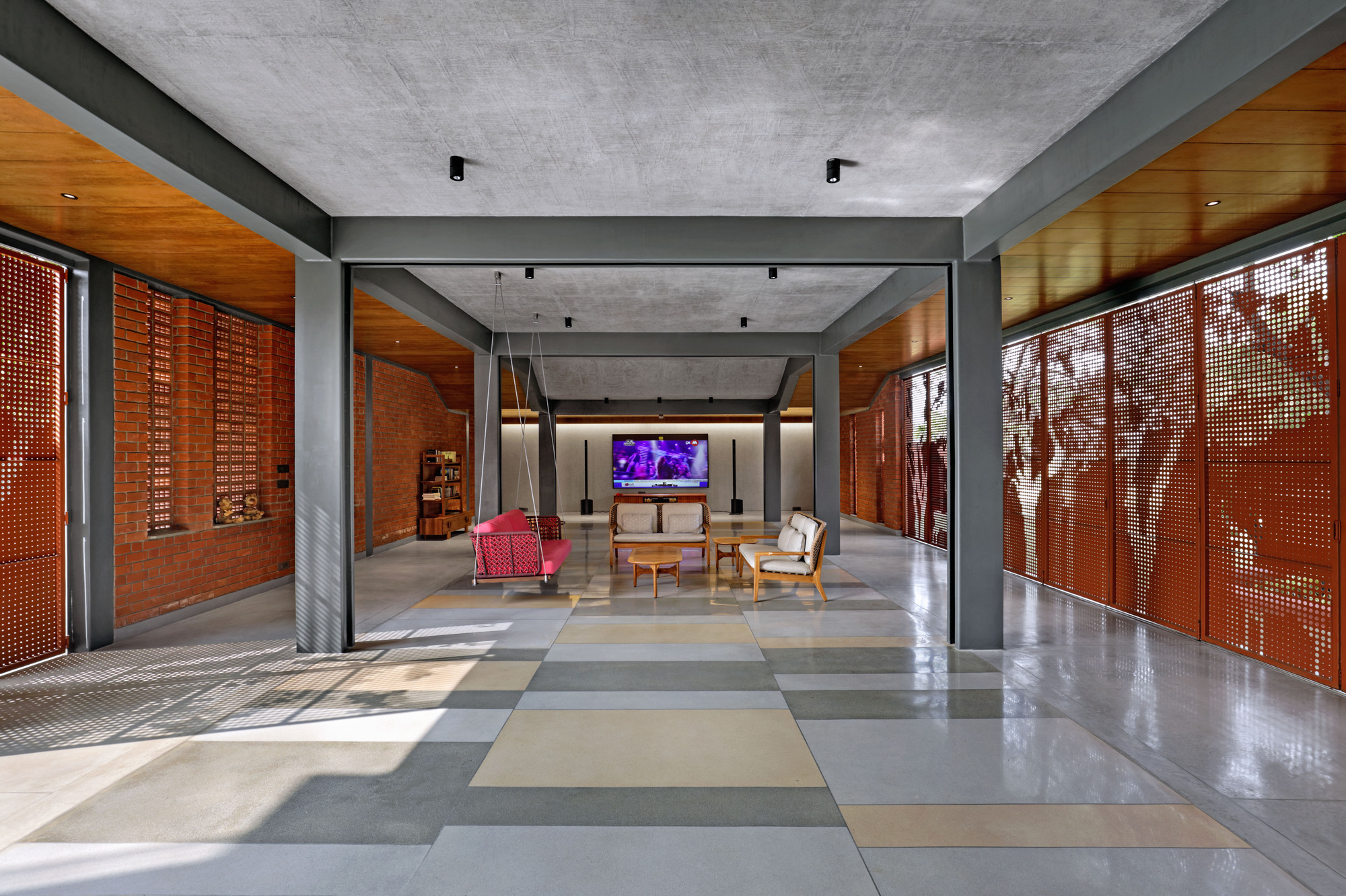 Gallery of Nirmal Farm / Dipen Gada and Associates - 10