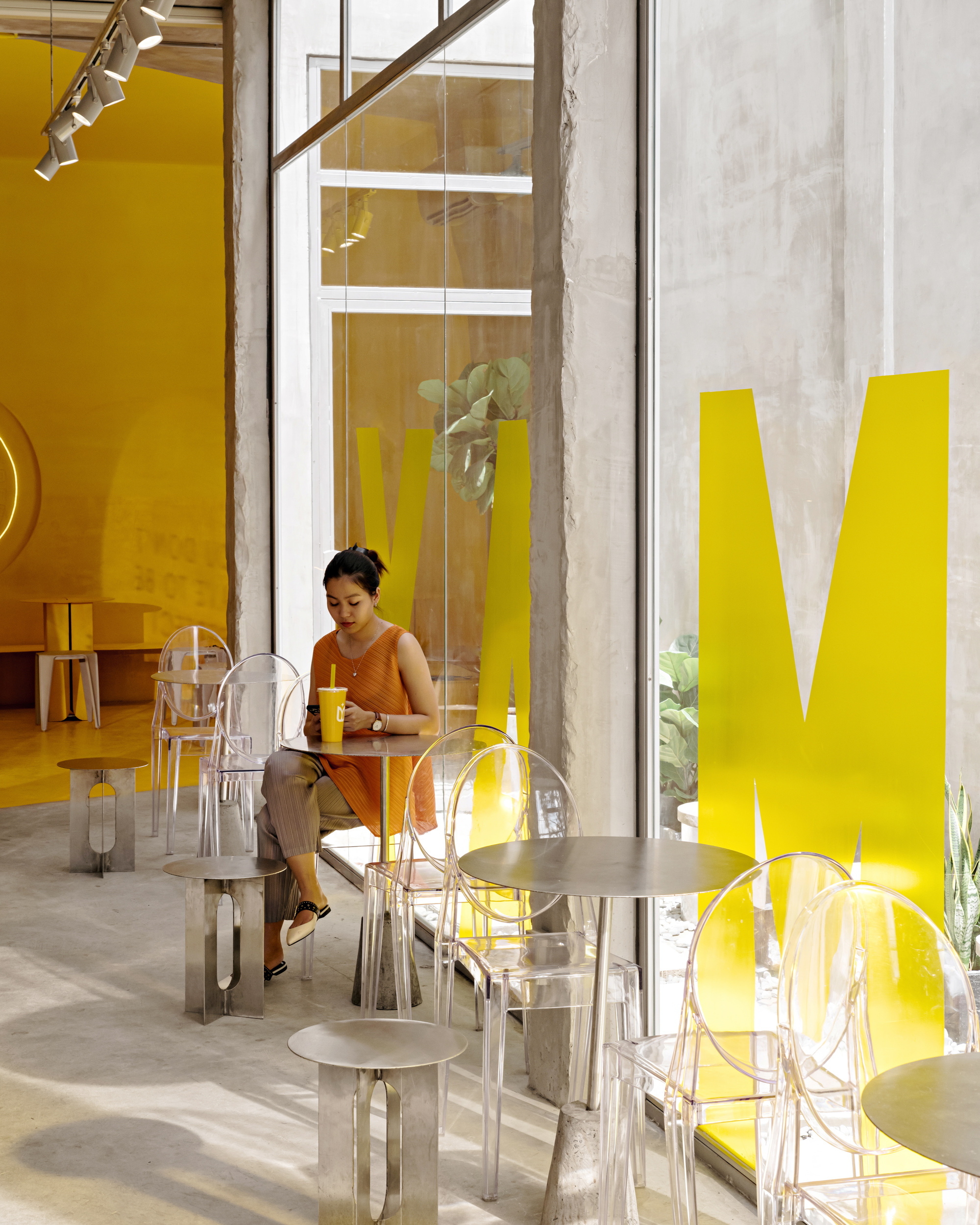 Gallery of YAMA Coffee Shop / KSOUL Studio - 7